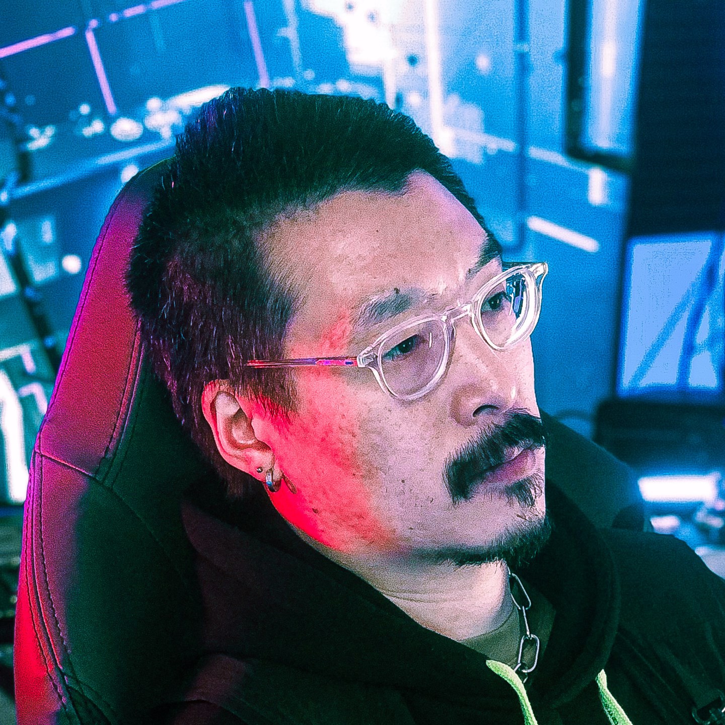 defasten · Artist Profile