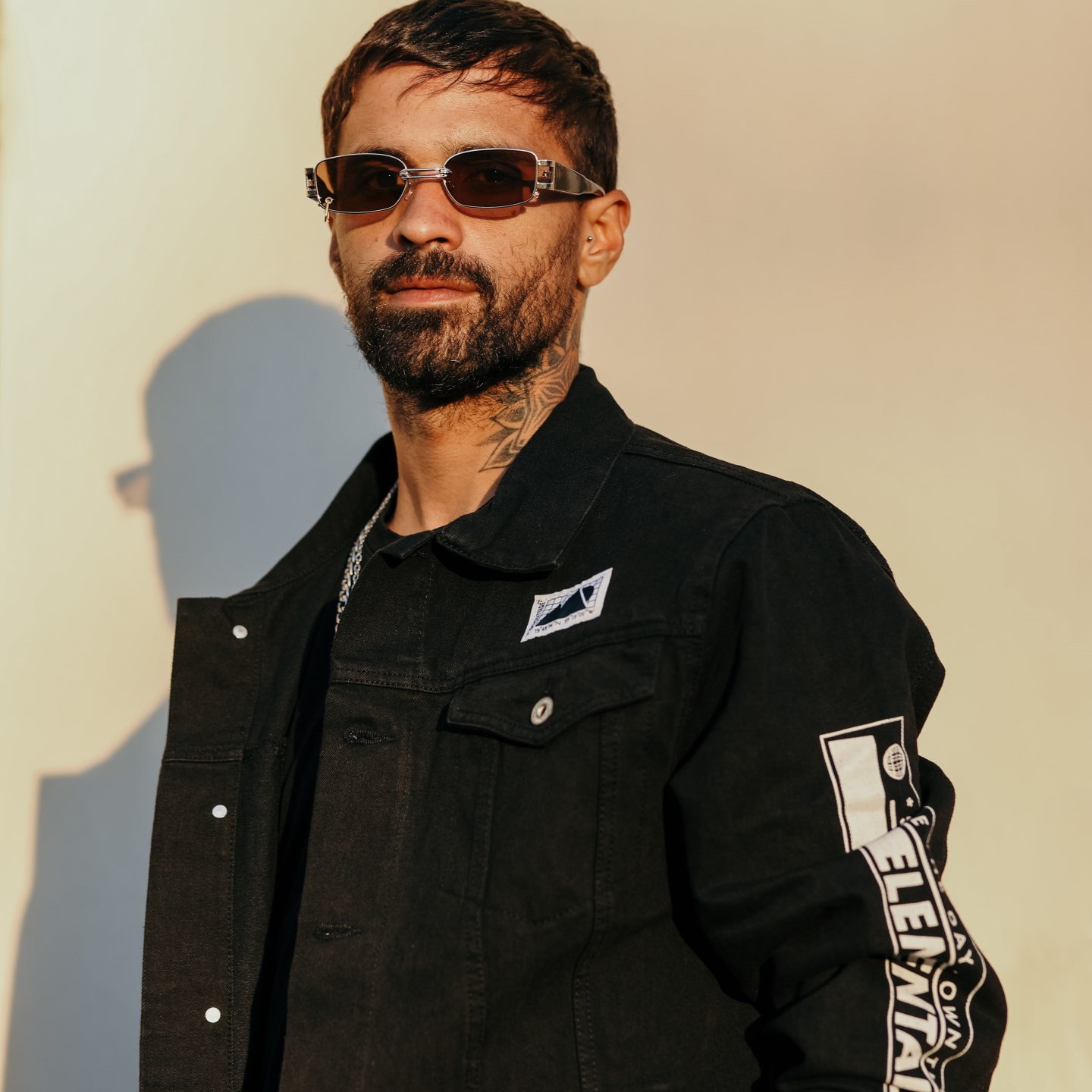 Deiv Schon · Artist Profile