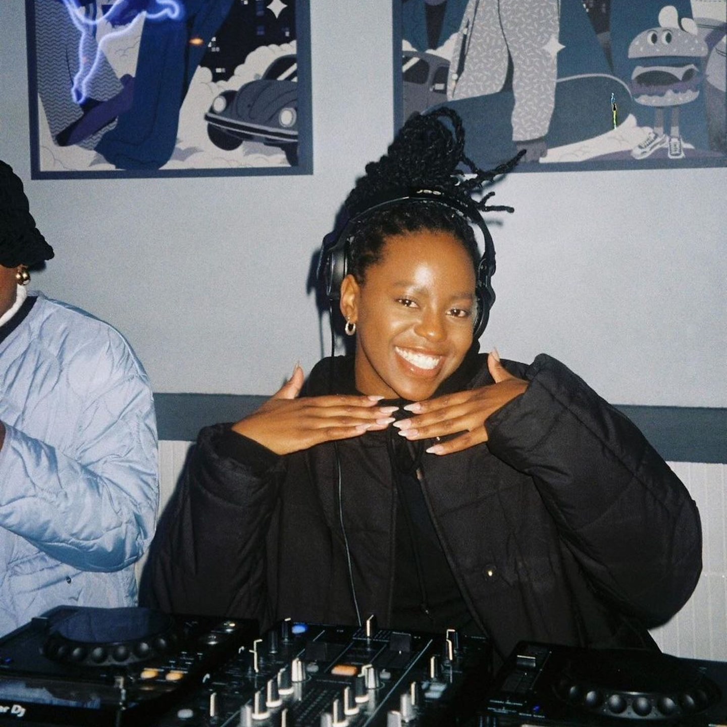 Deniece Marz · Artist Profile