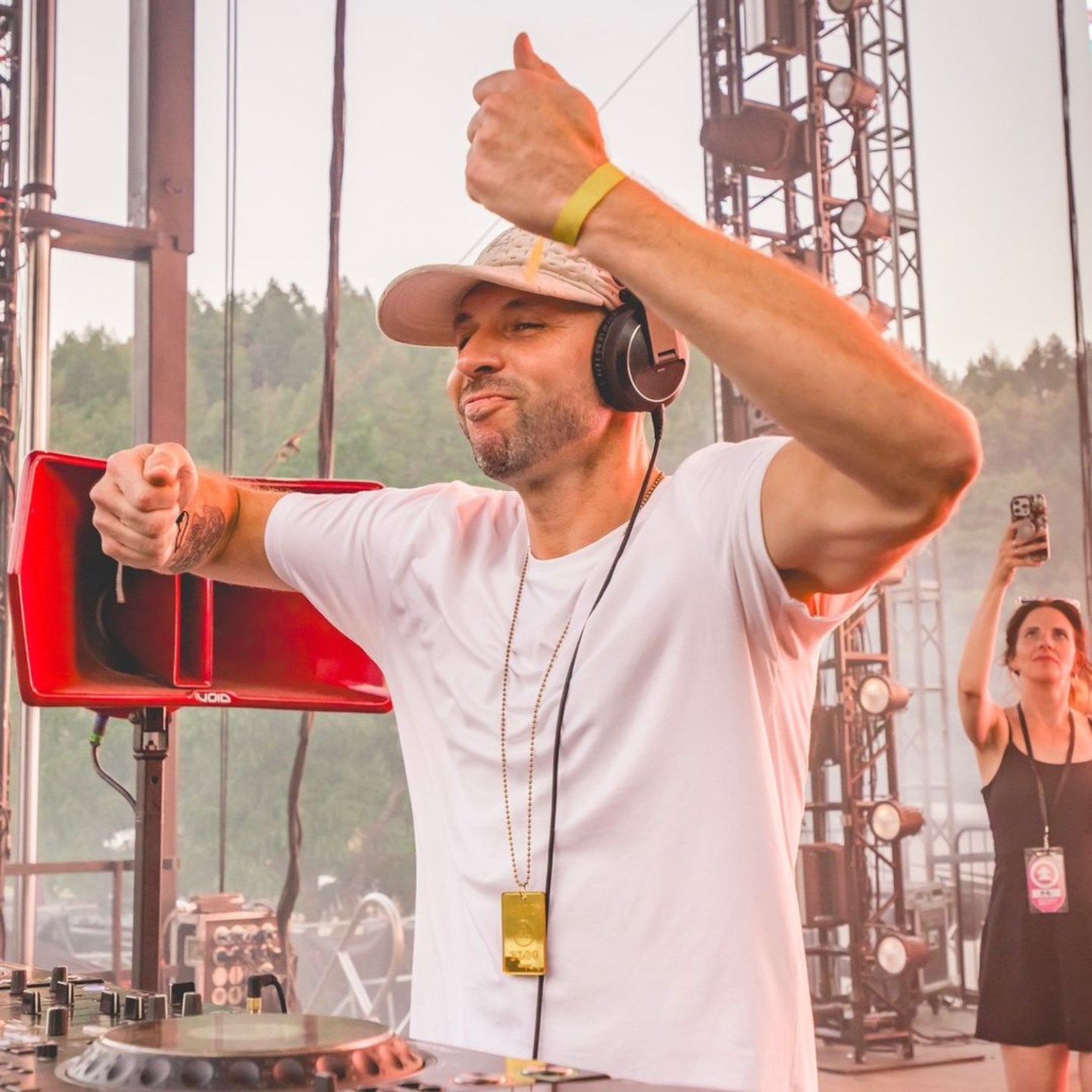 DiscoPill · Artist Profile