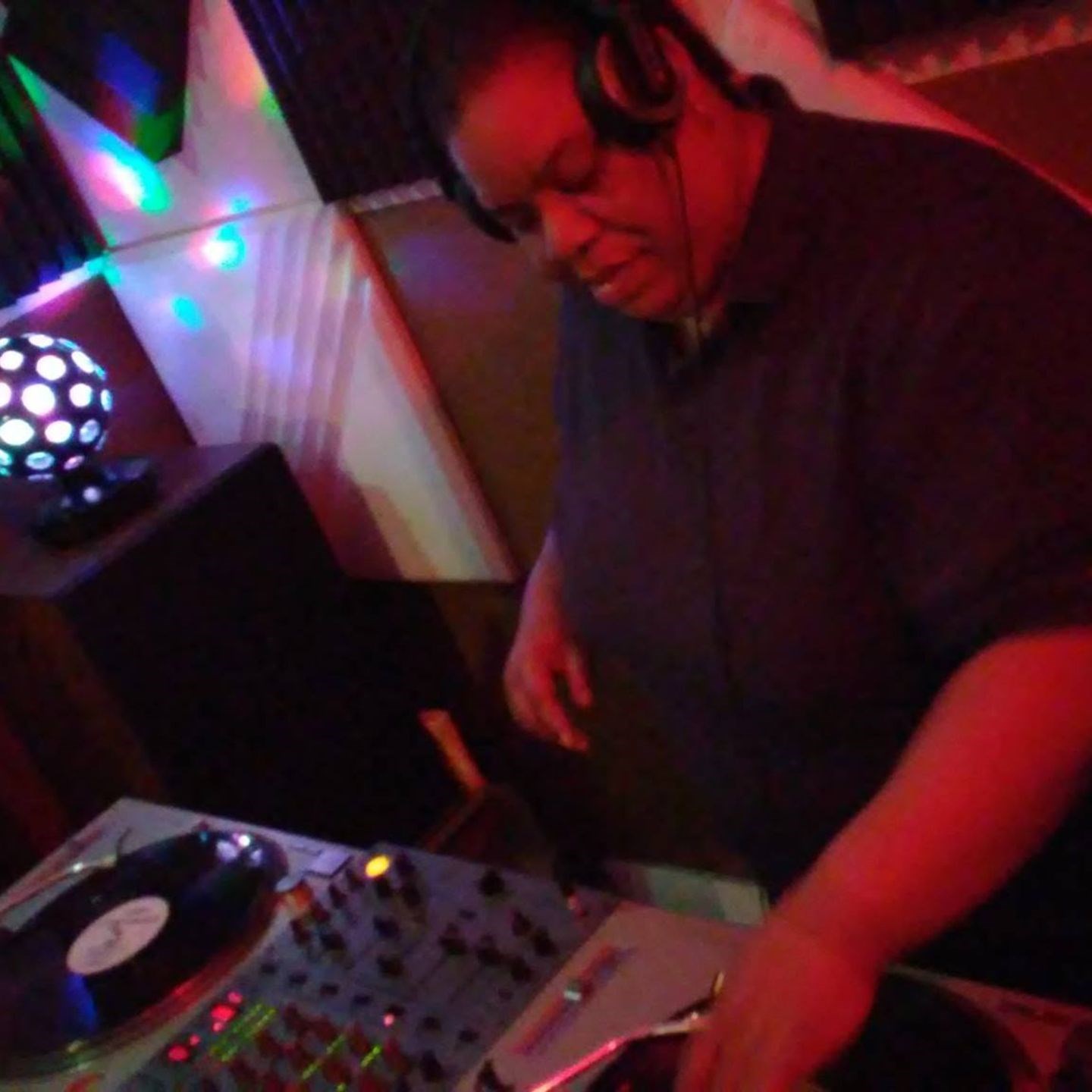 DJ Cent · Artist Profile