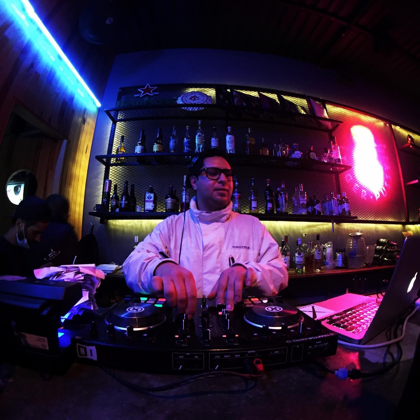 Dj DEX · Artist Profile