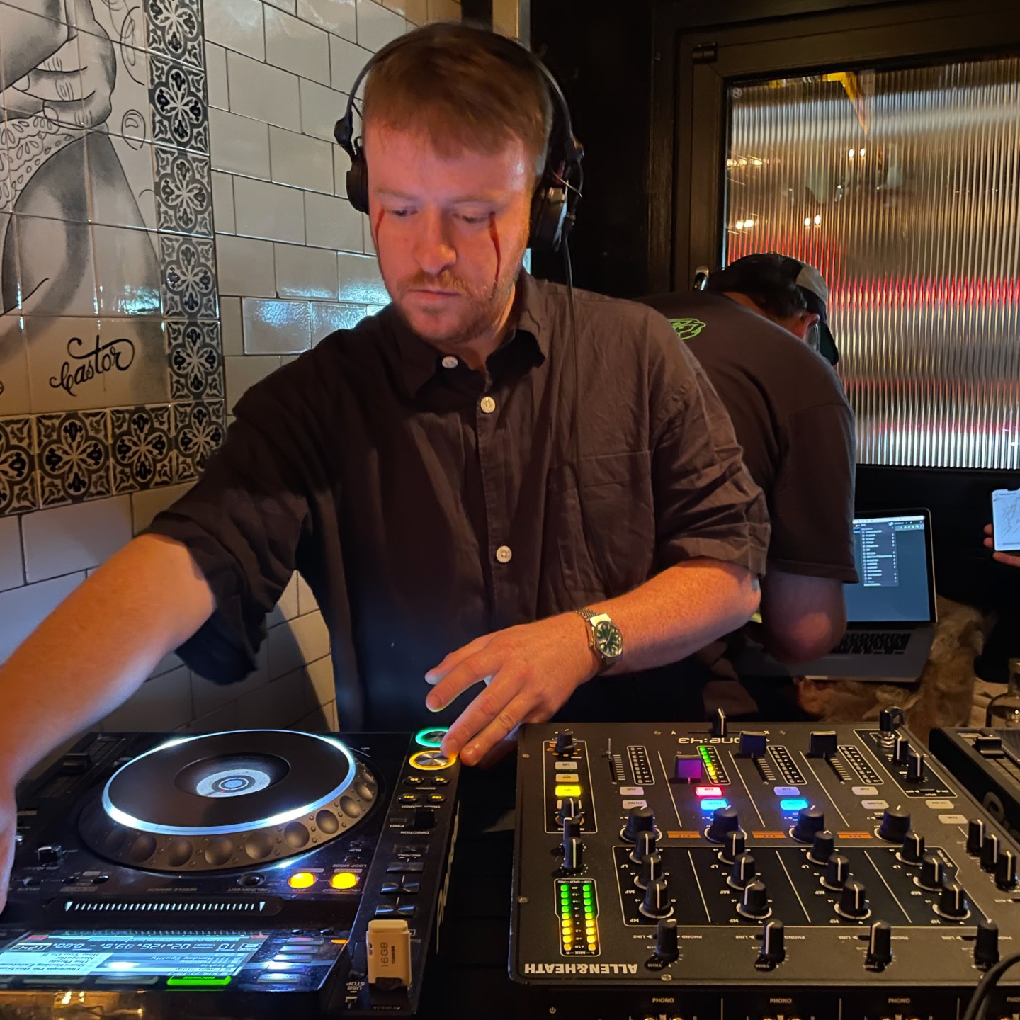 DJ Gary · Artist Profile