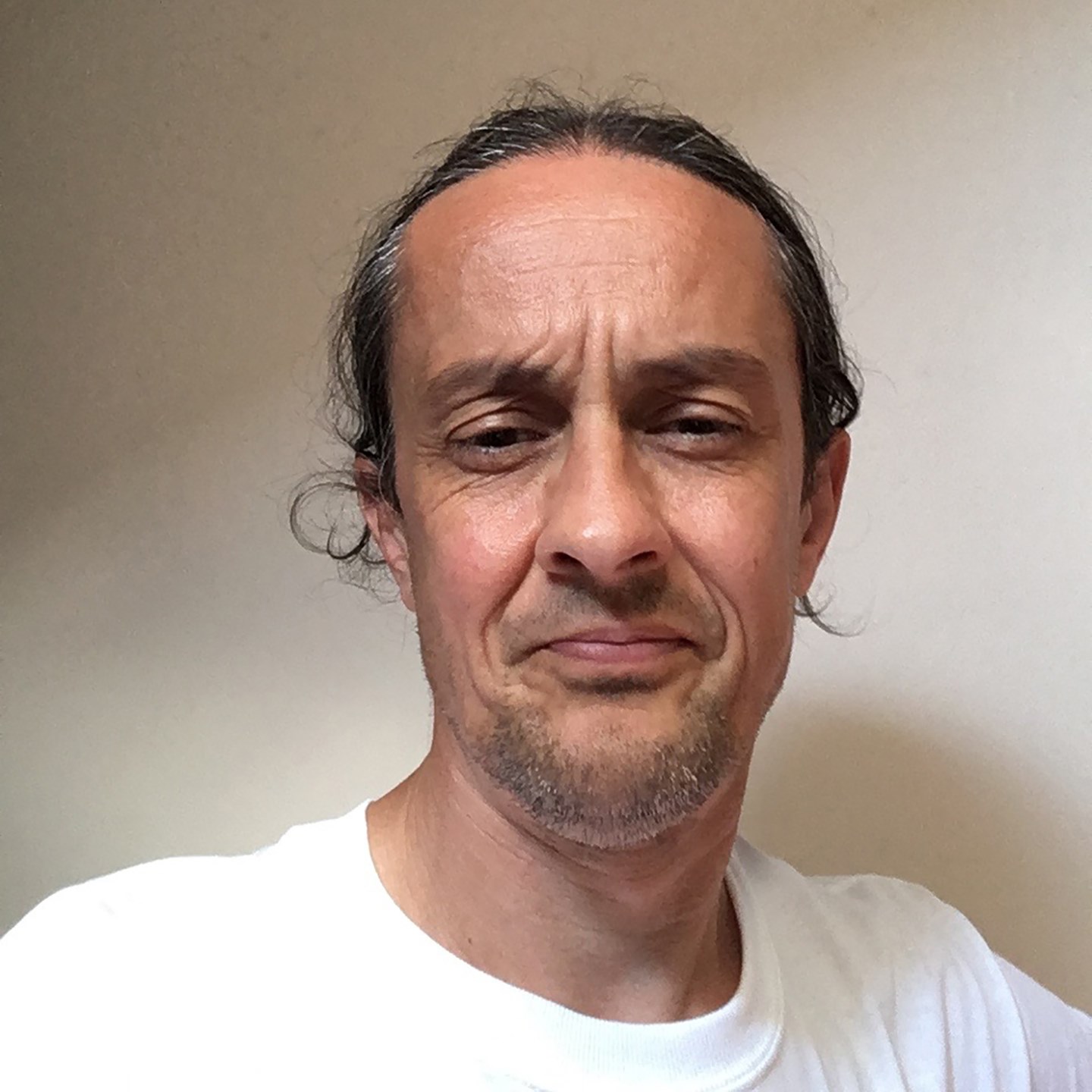 DJ Guy · Perfil de Artista