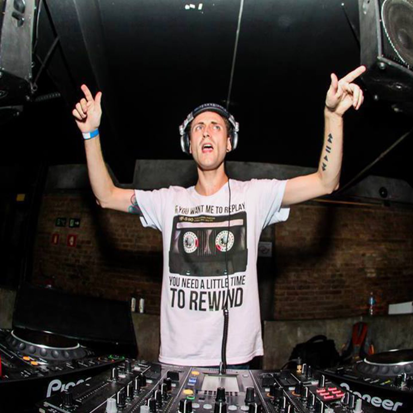 DJ Lauer · Artist Profile