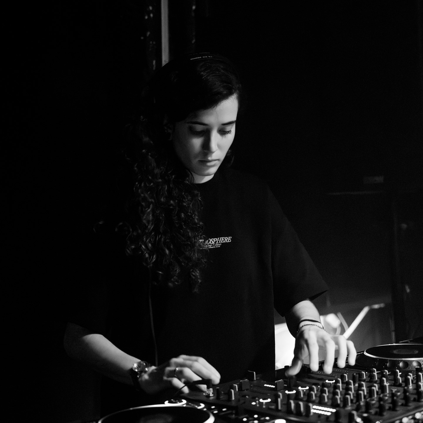 Dora Jeen · Tour Dates & Tickets