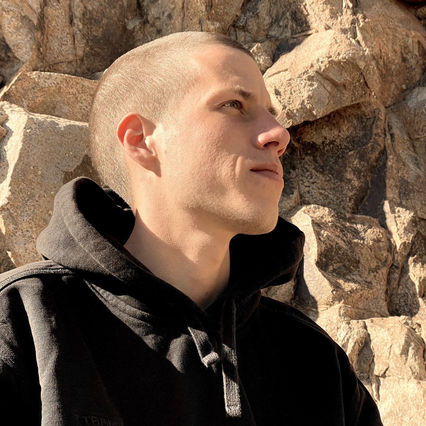 Dorian Fecht · Artist Profile