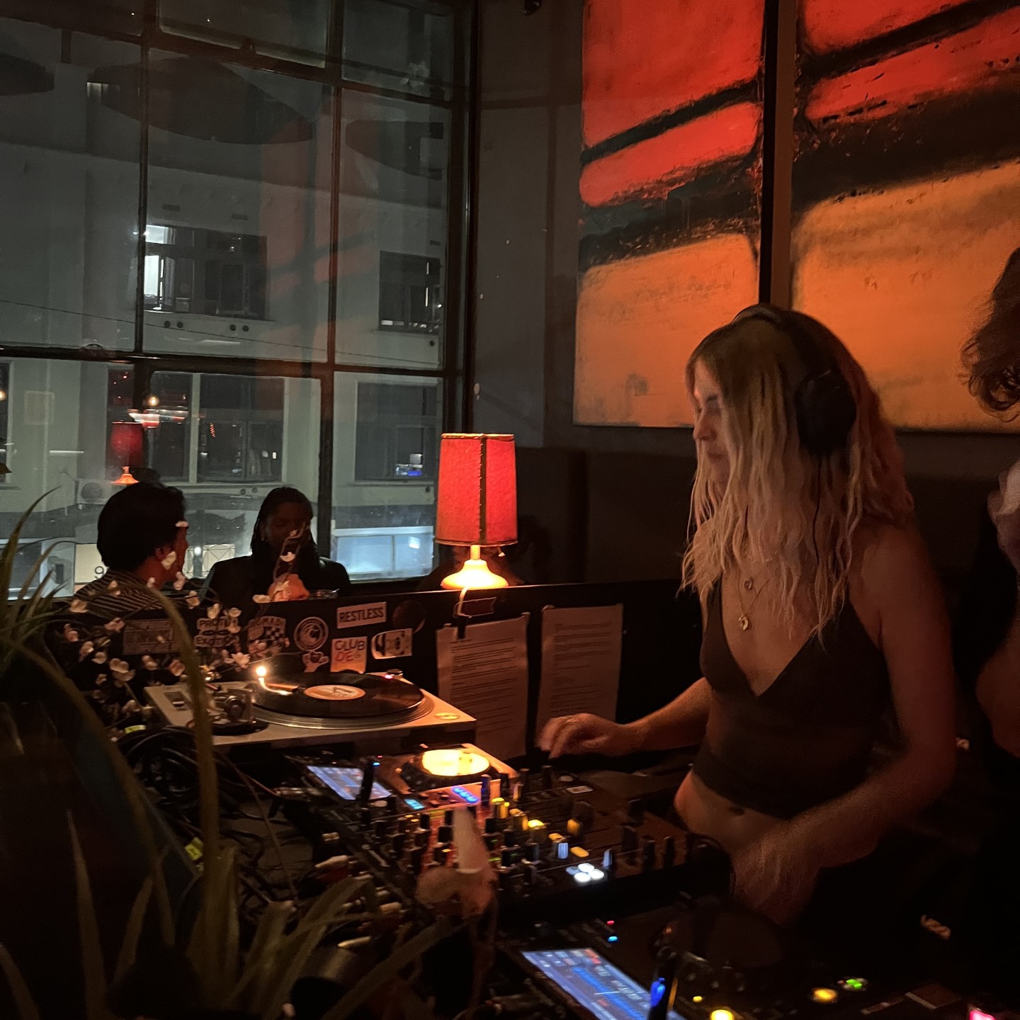 Doris (UK) · Artist Profile