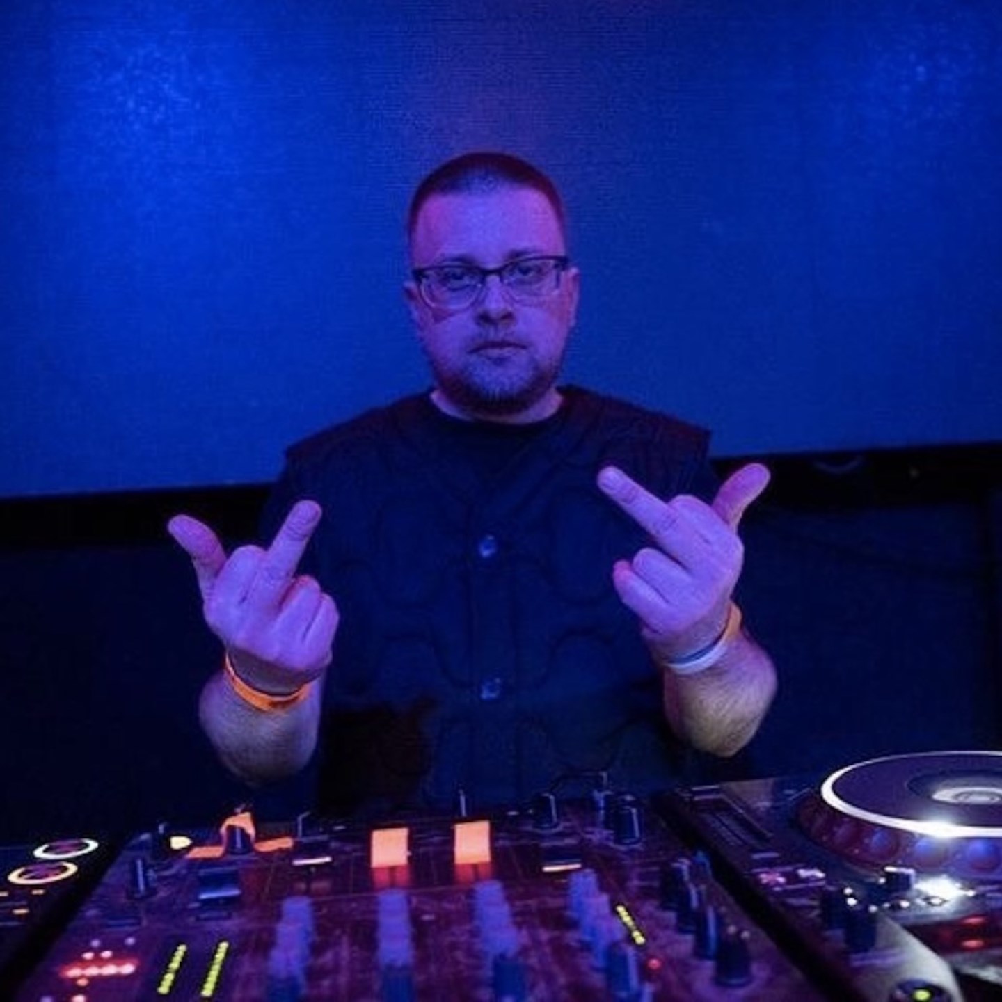 Double J · Tour Dates & Tickets