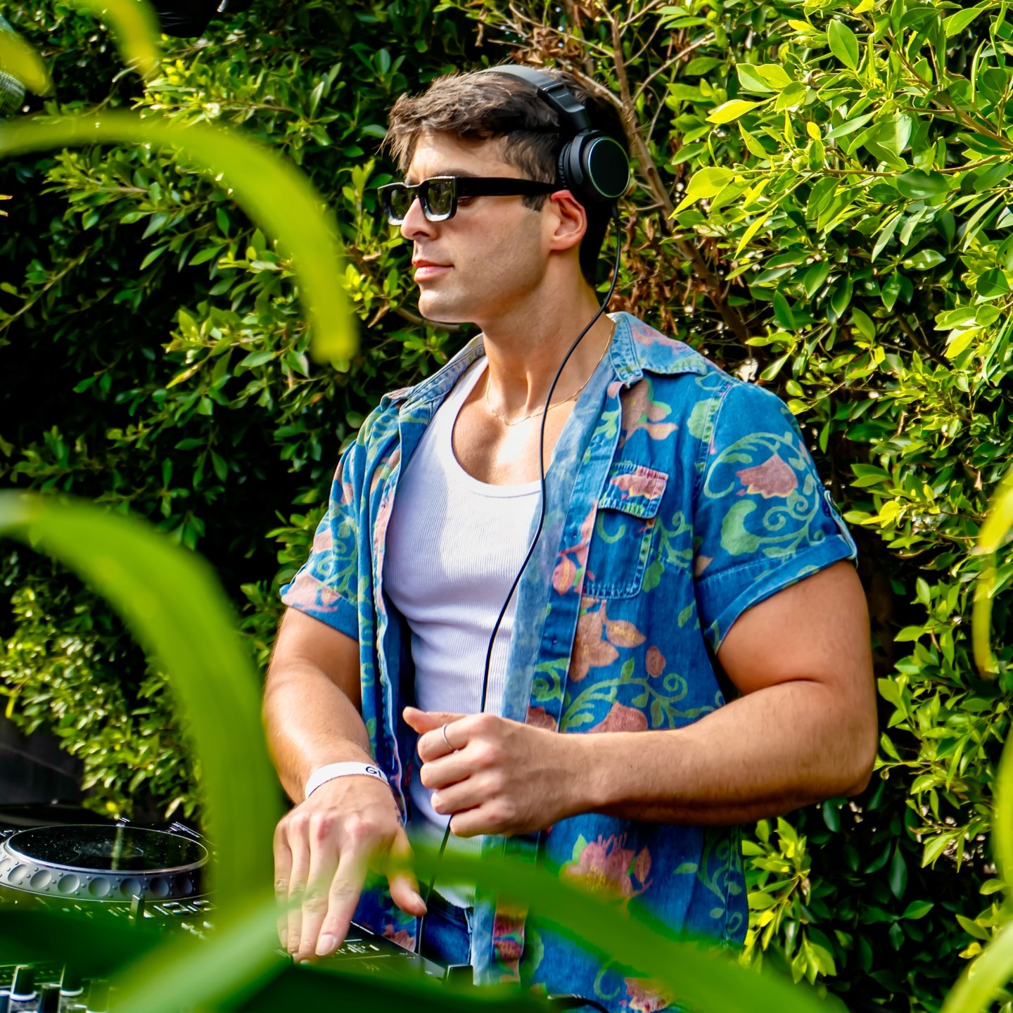 Edward Frame · Artist Profile