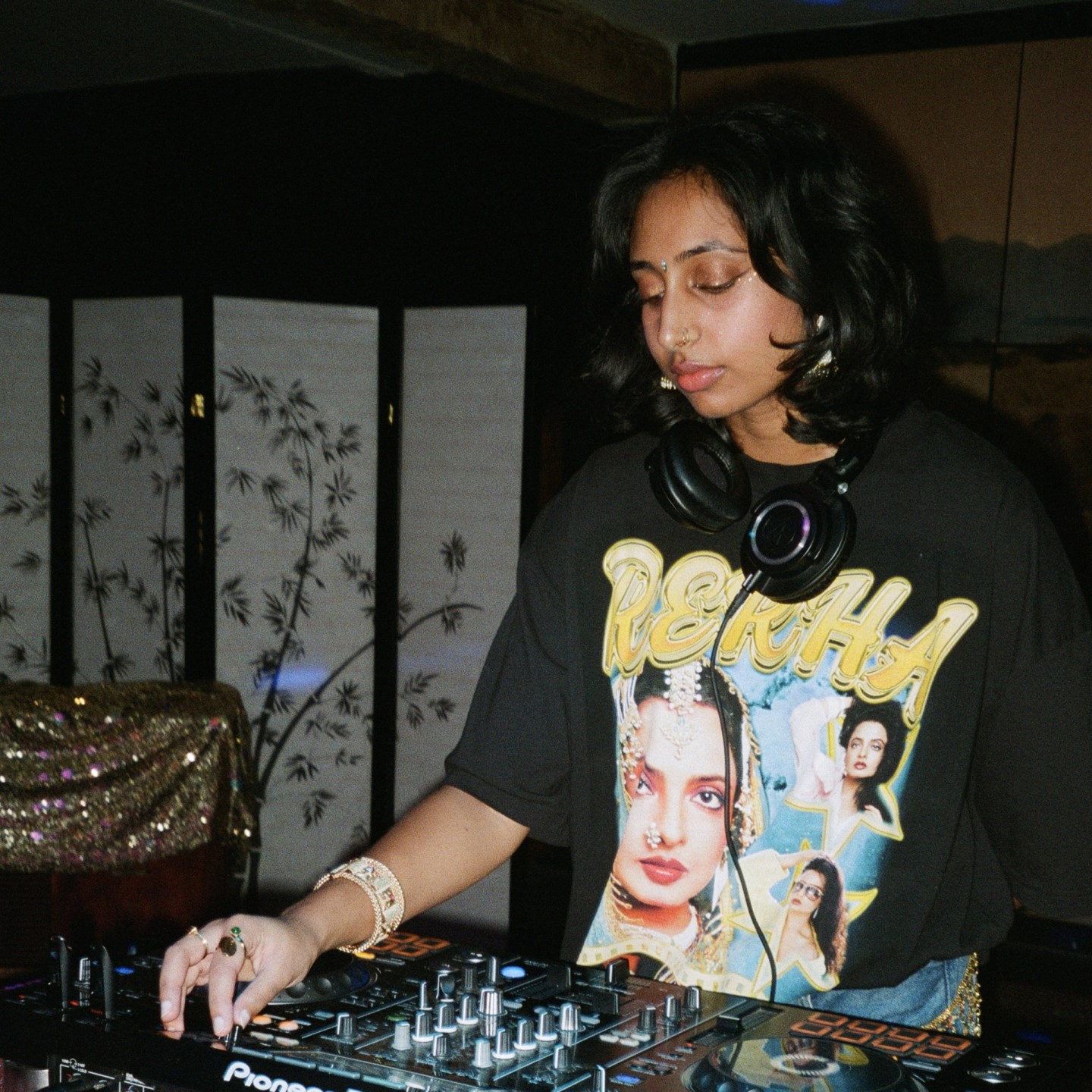 $EJ · Artist Profile