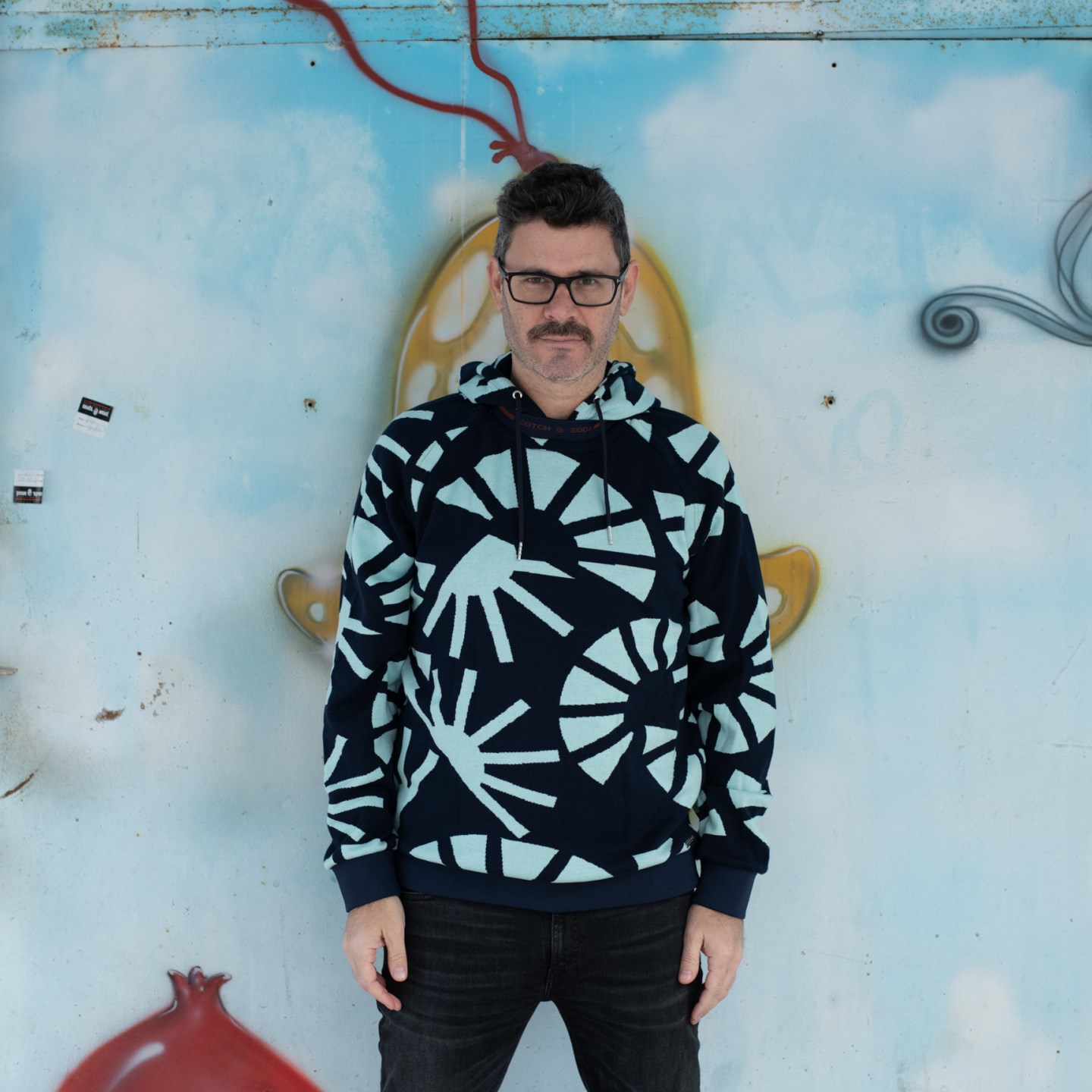 Elado · Artist Profile