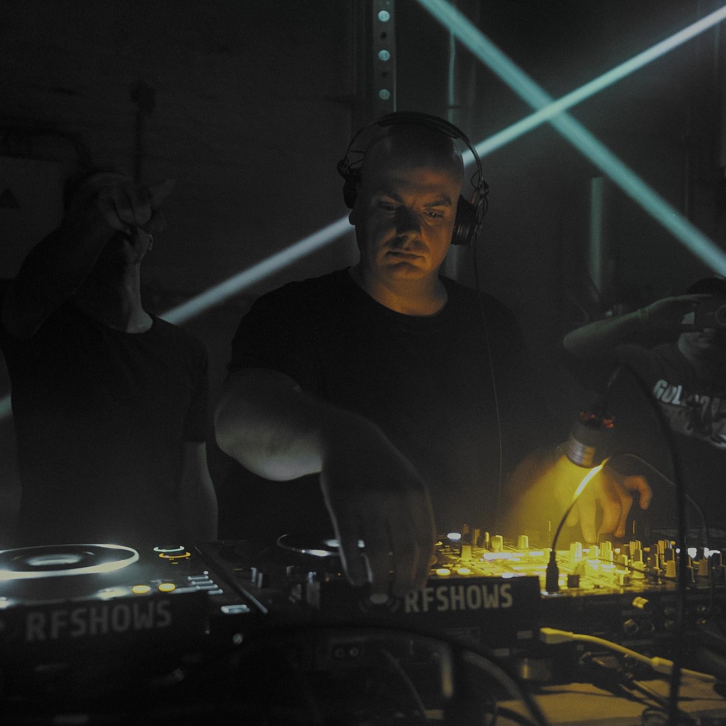 Element 61 · Artist Profile