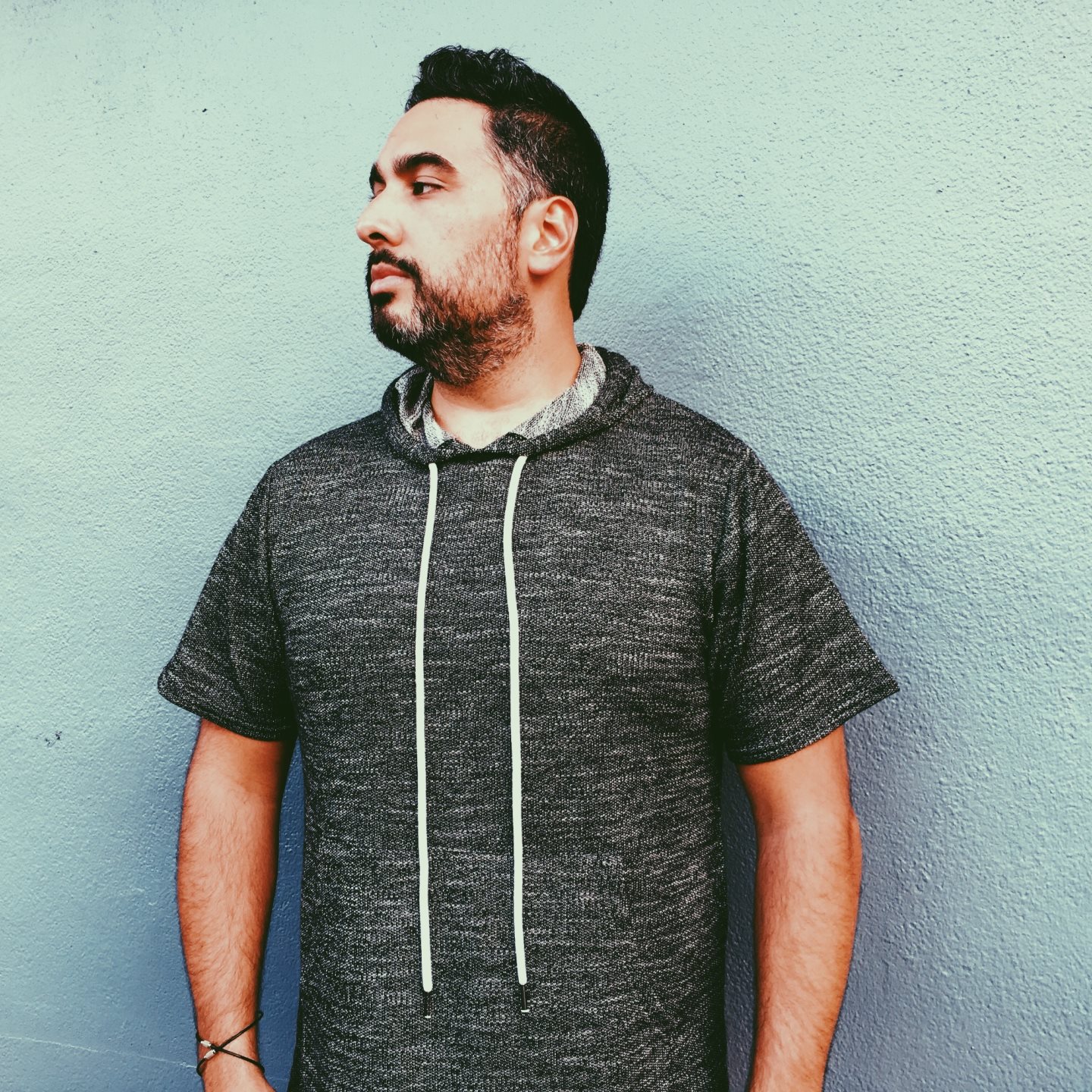 Elias R · Artist Profile