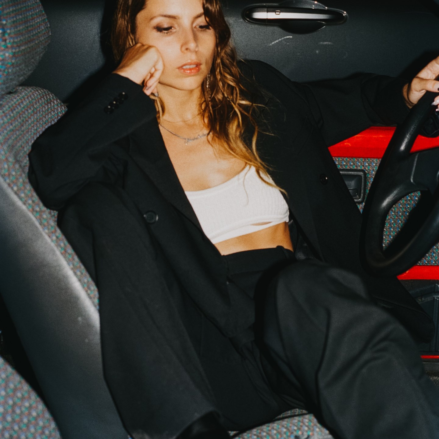 Elise Massoni · Artist Profile