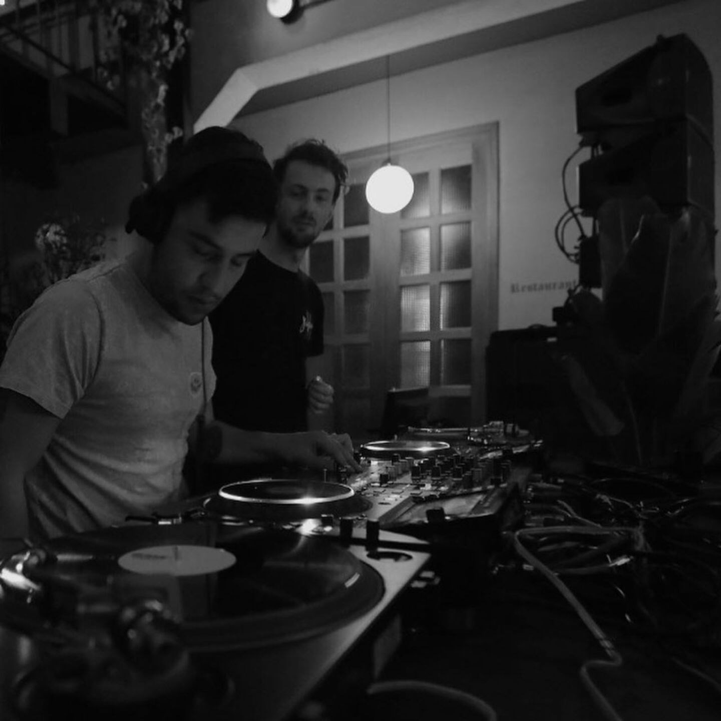 Emilio Mustafá · Artist Profile