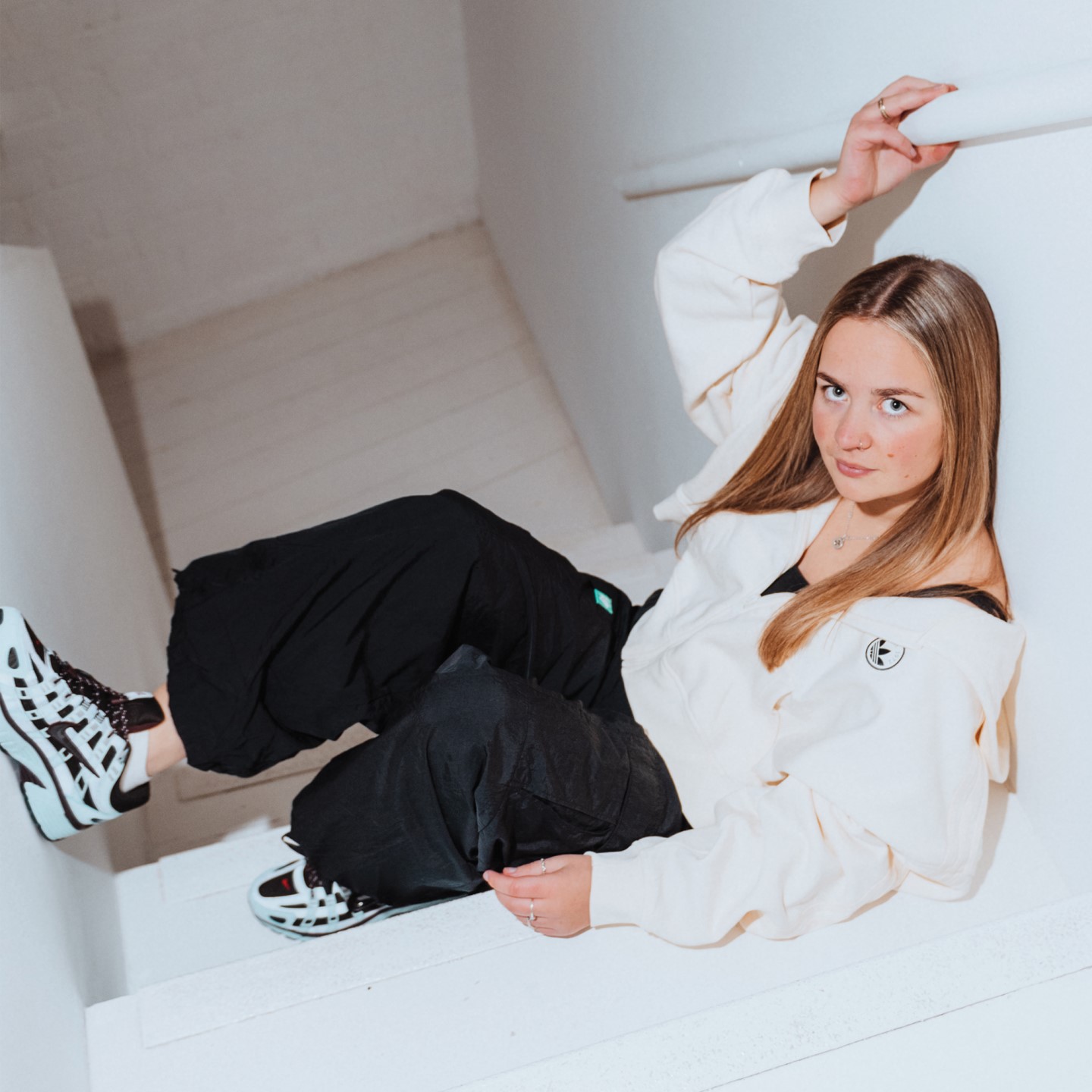 Emily Nash · Biography