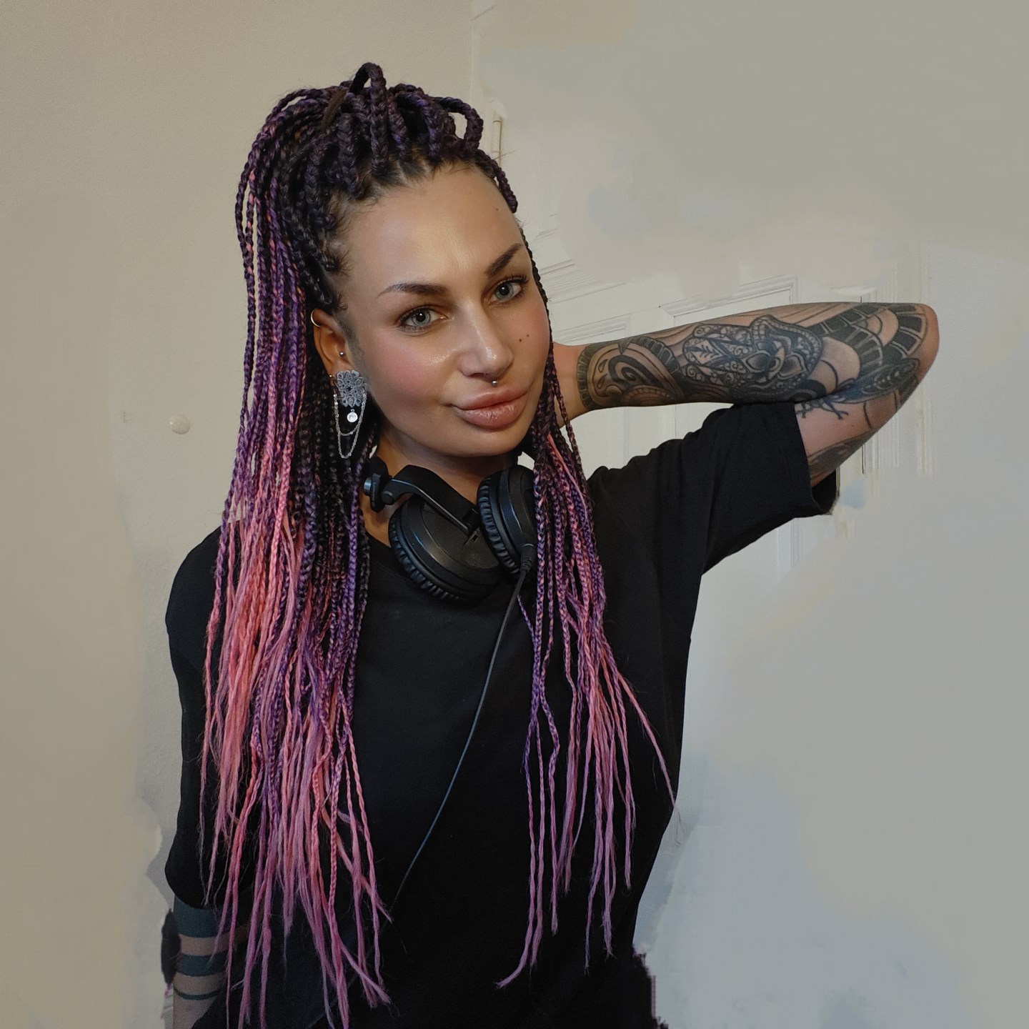 Emma (8) · Artist Profile