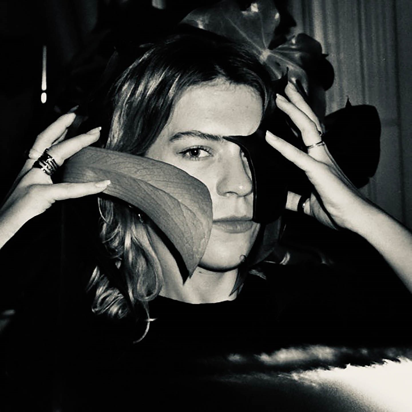 Emma Helena · Artist Profile