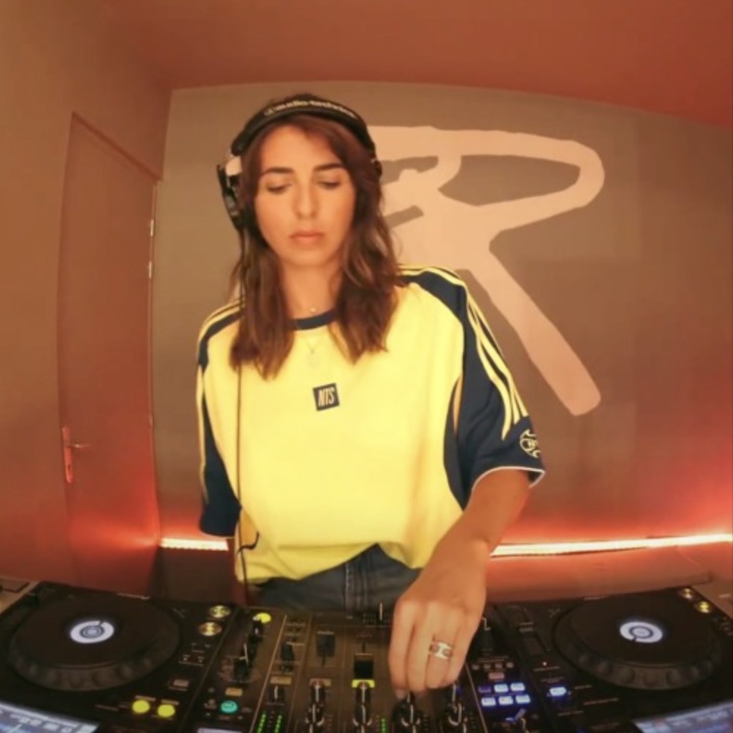 Emma Rabaste · Artist Profile