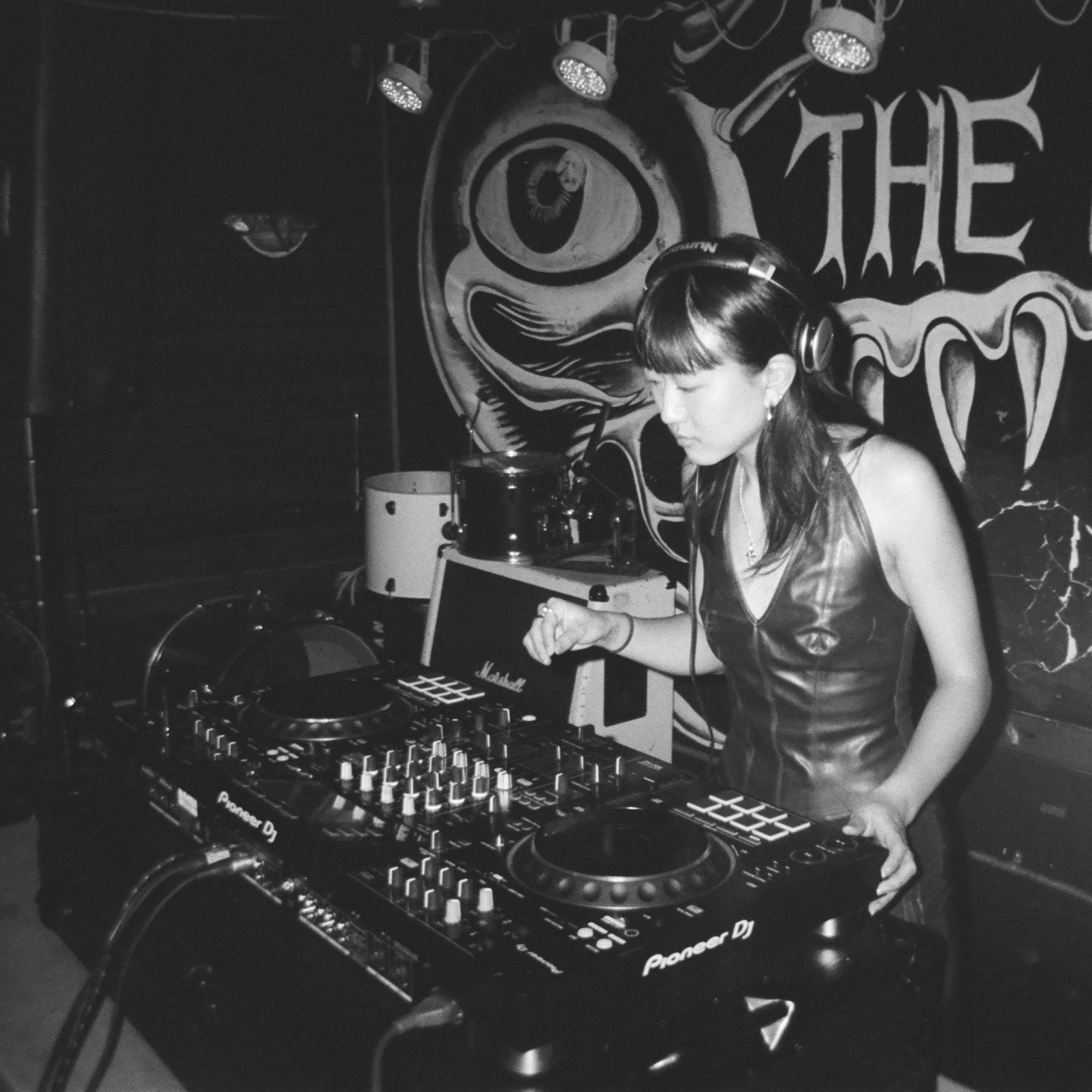 EMZ! · Artist Profile