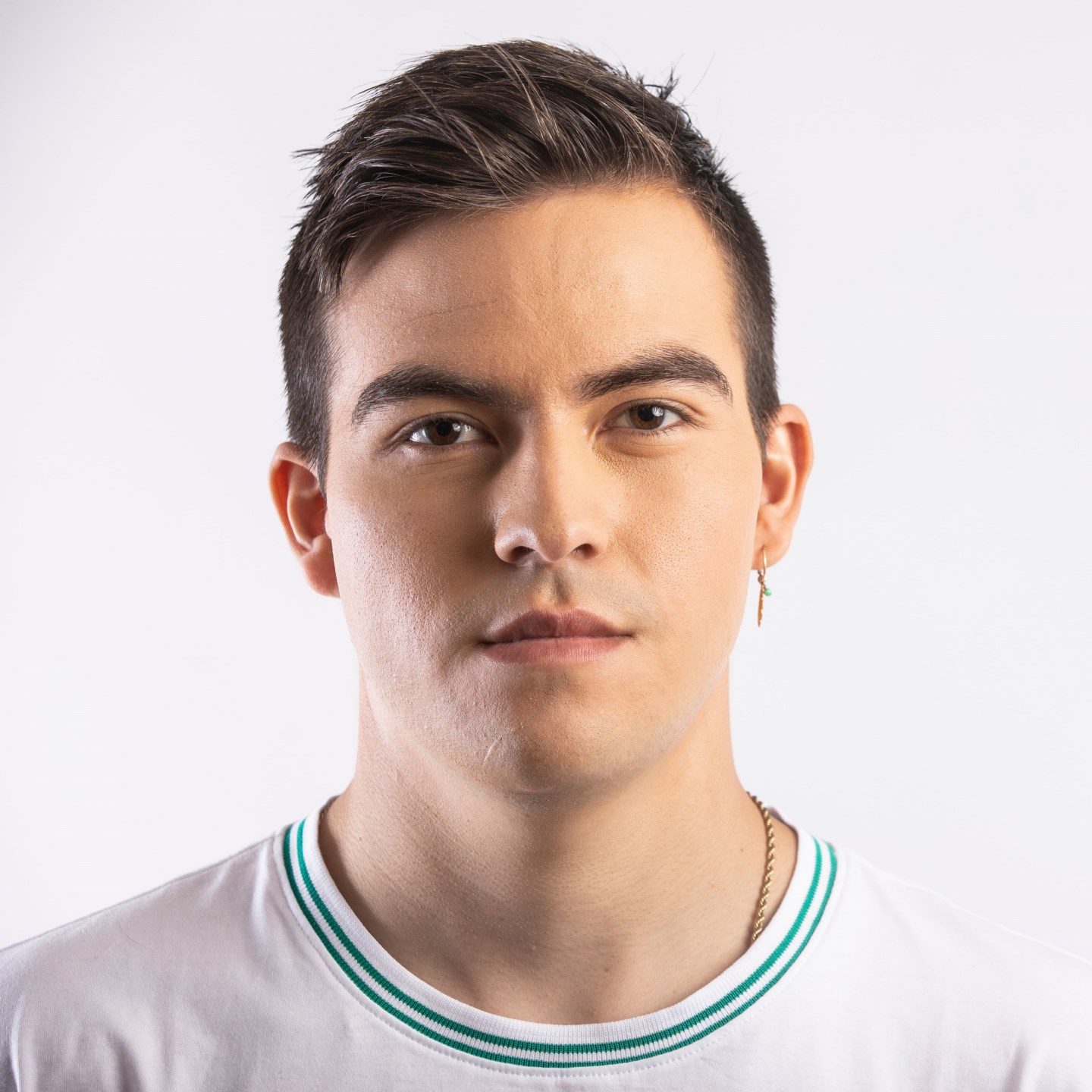 Enzo Lira · Artist Profile