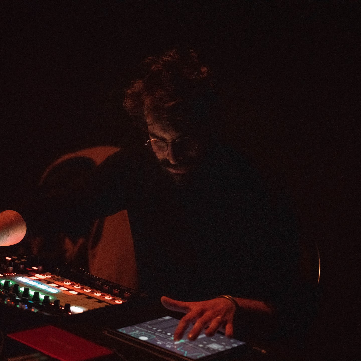 Ephere · Artist Profile