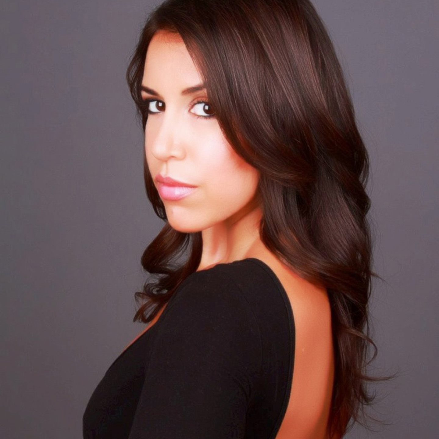 Erin Sharoni · Profil d'artiste