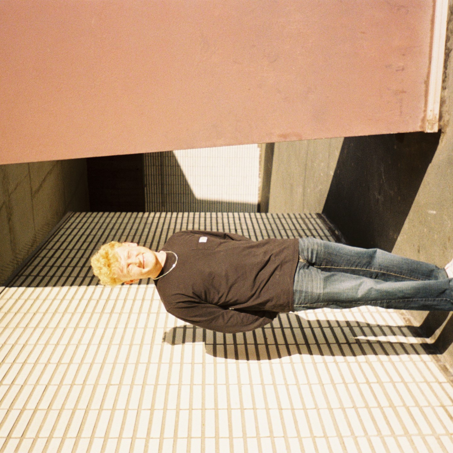 essi · Tour Dates & Tickets