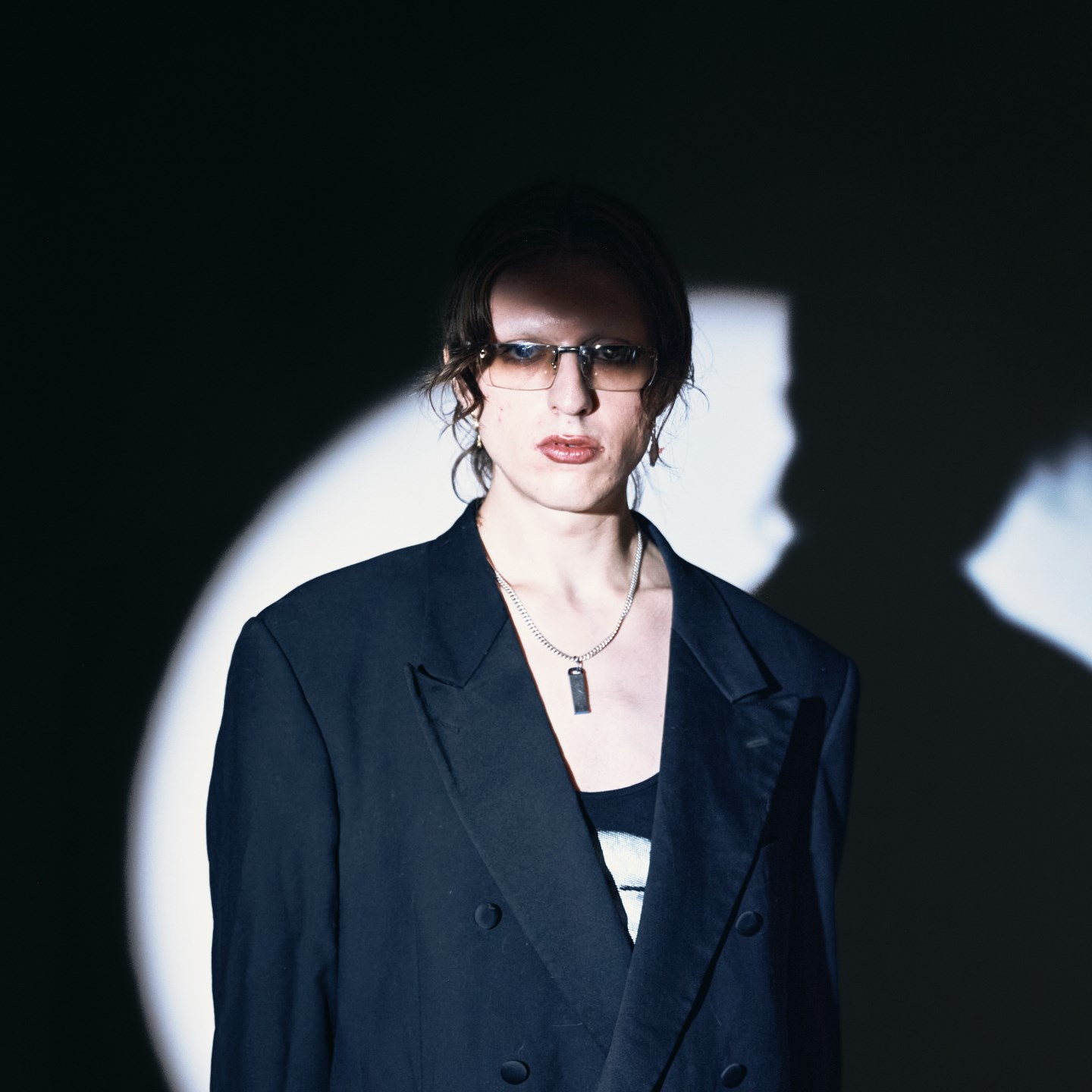 estro · Artist Profile