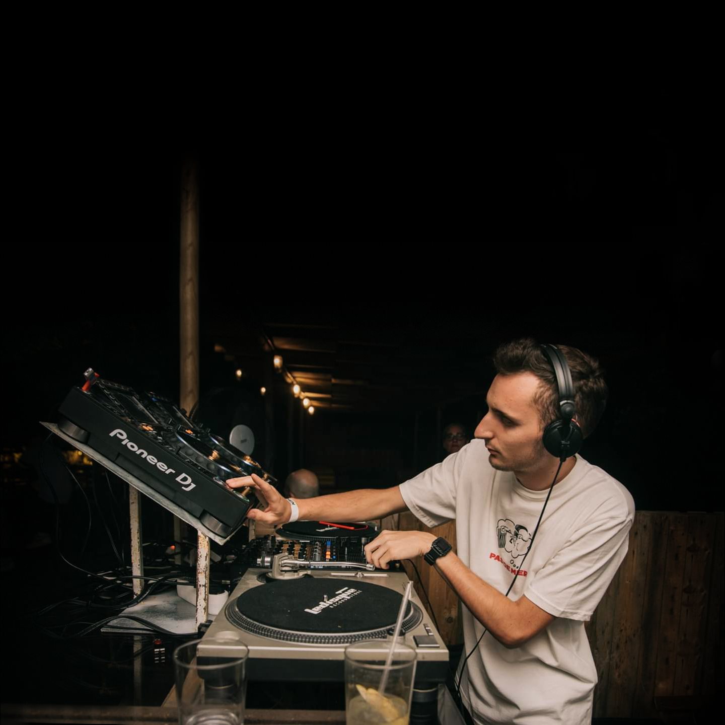 FEEL (IT) · Artist Profile