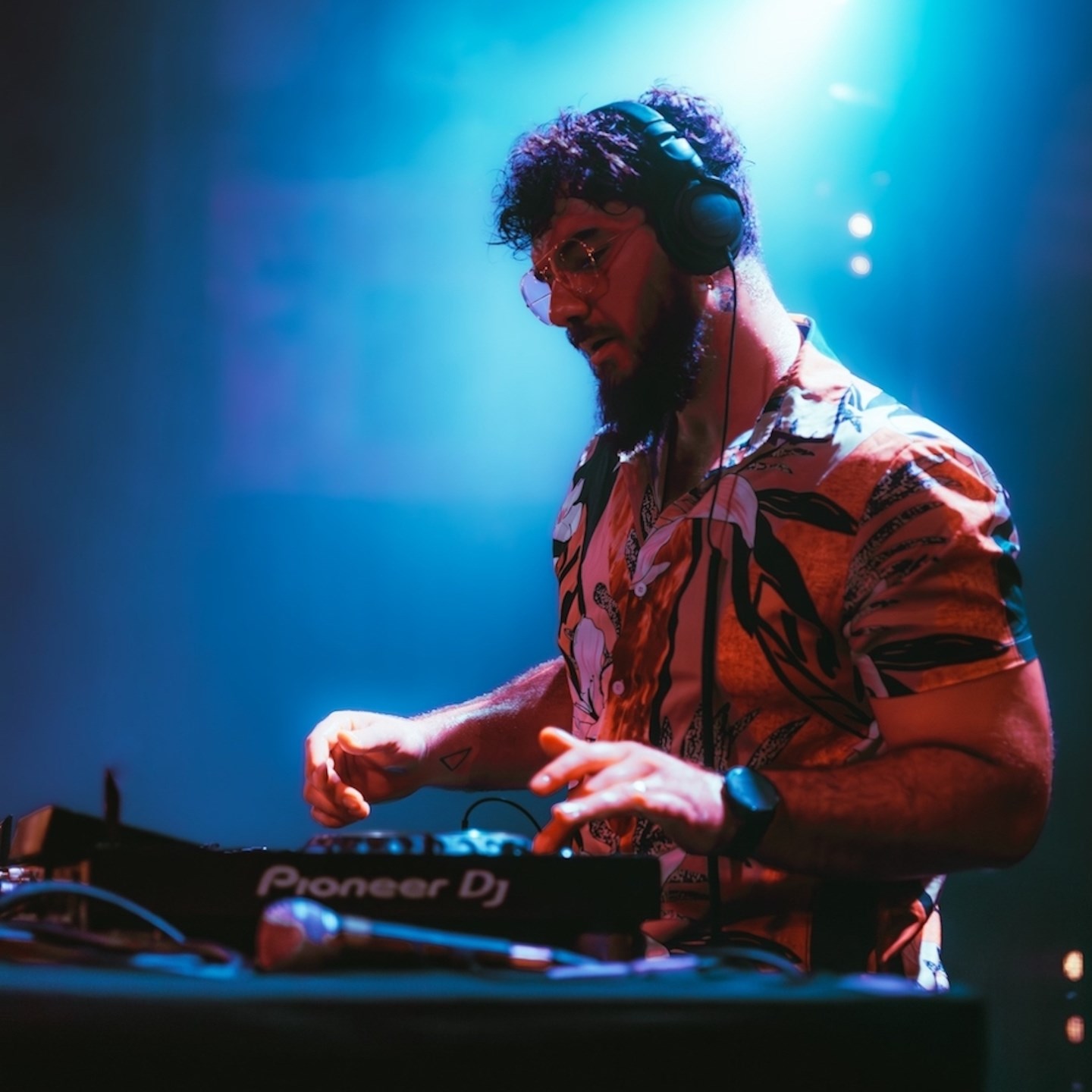 Flat Iron Lake · Tour Dates & Tickets