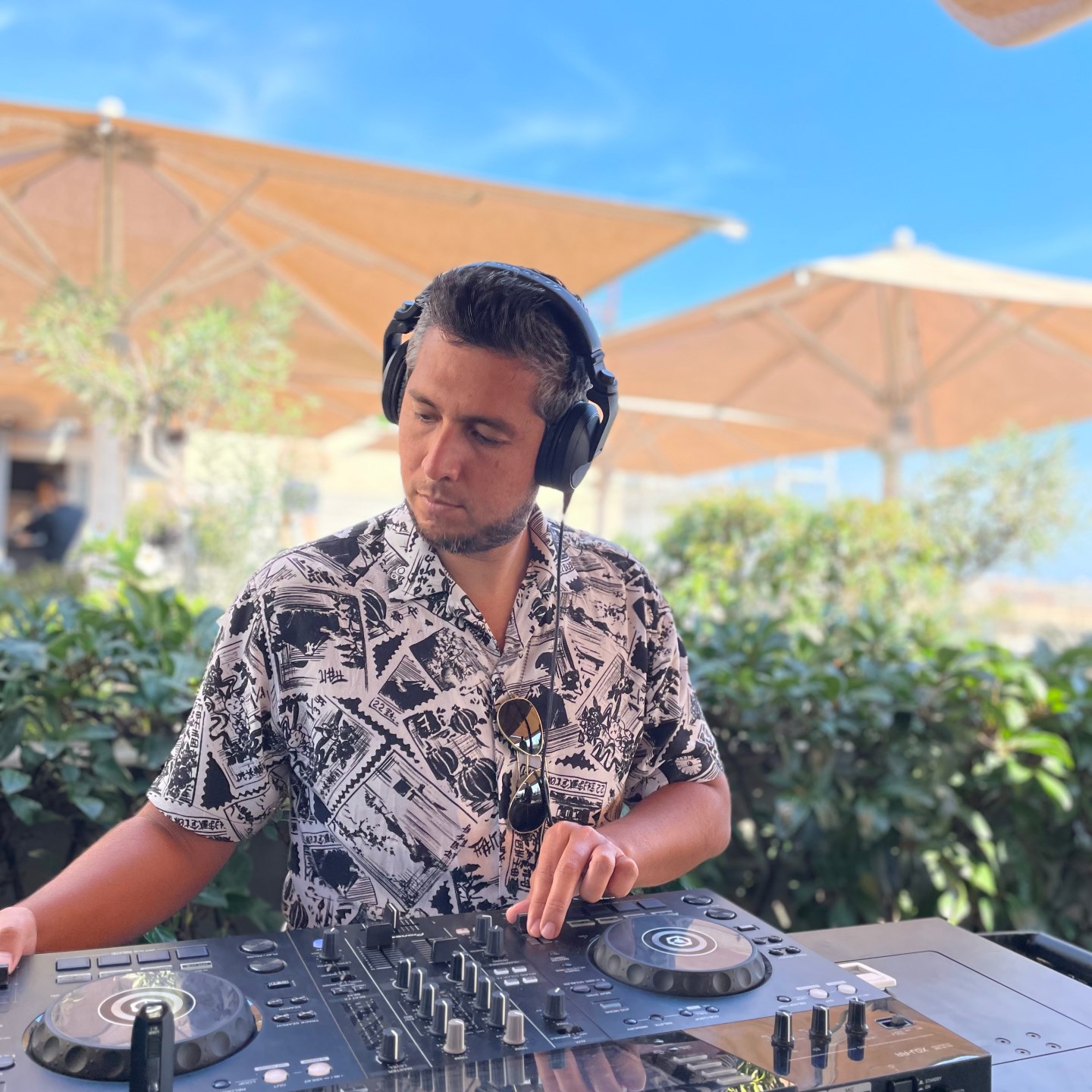 Gallart · Artist Profile