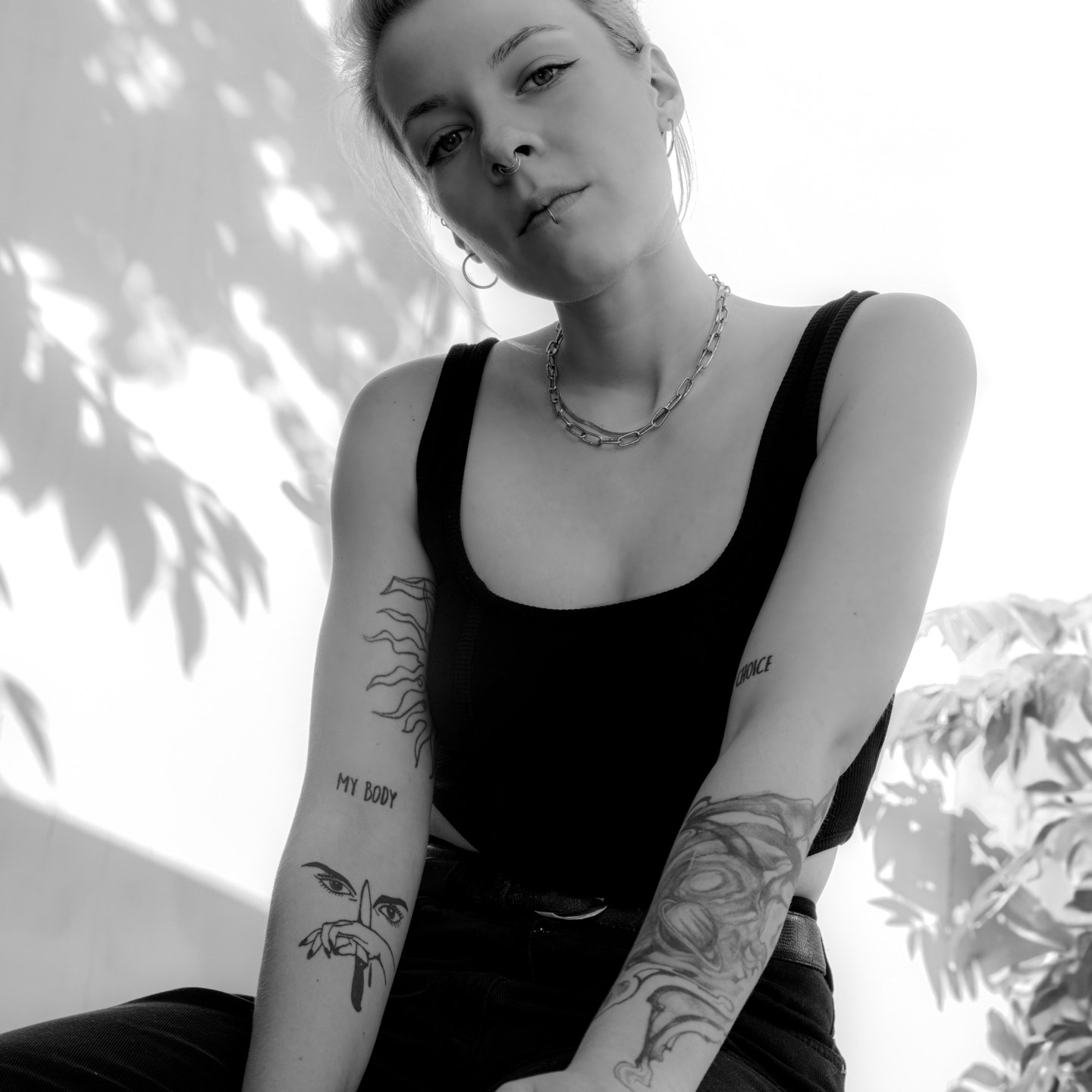 genelle · Artist Profile