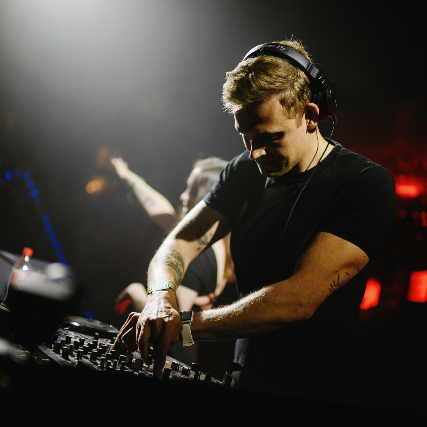 George King · Artist Profile