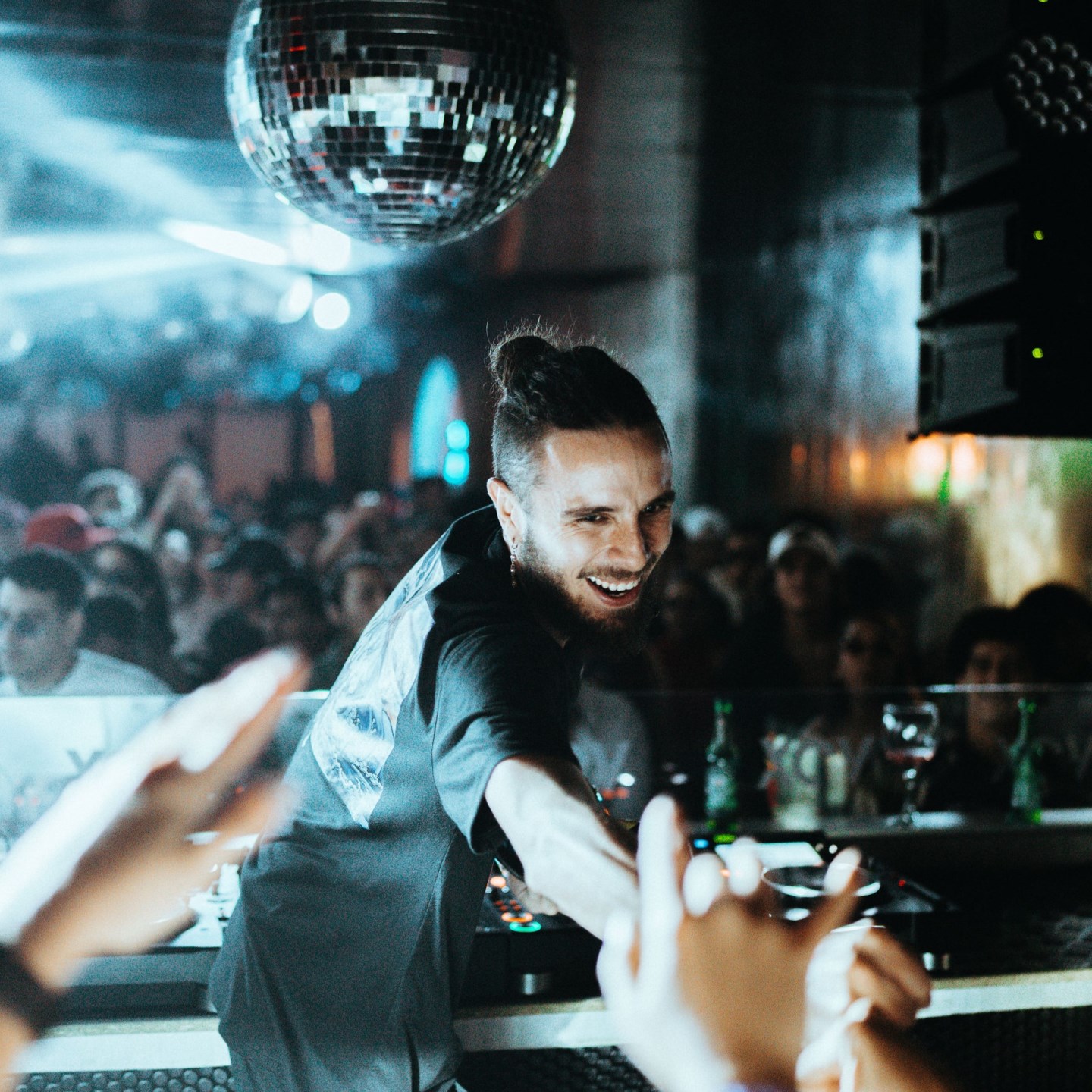 Ghek · Artist Profile