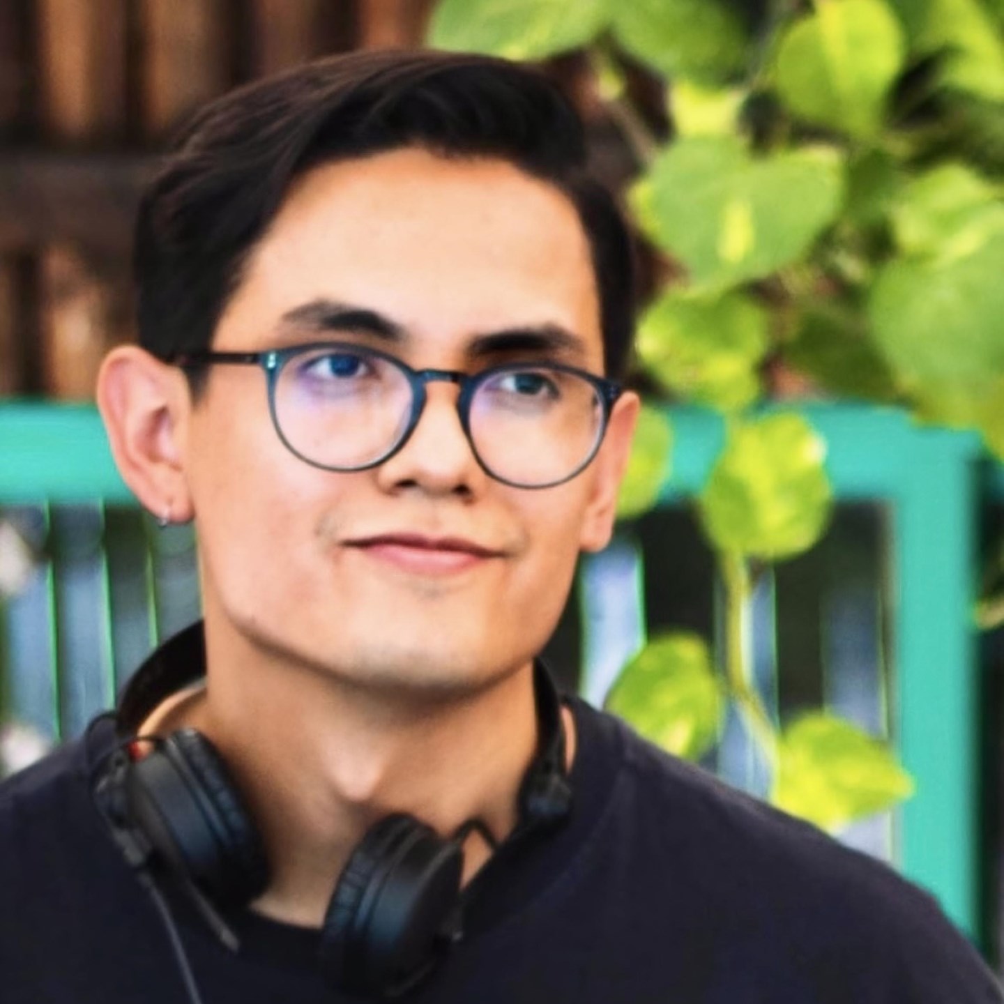 Gigolo 98 · Artist Profile