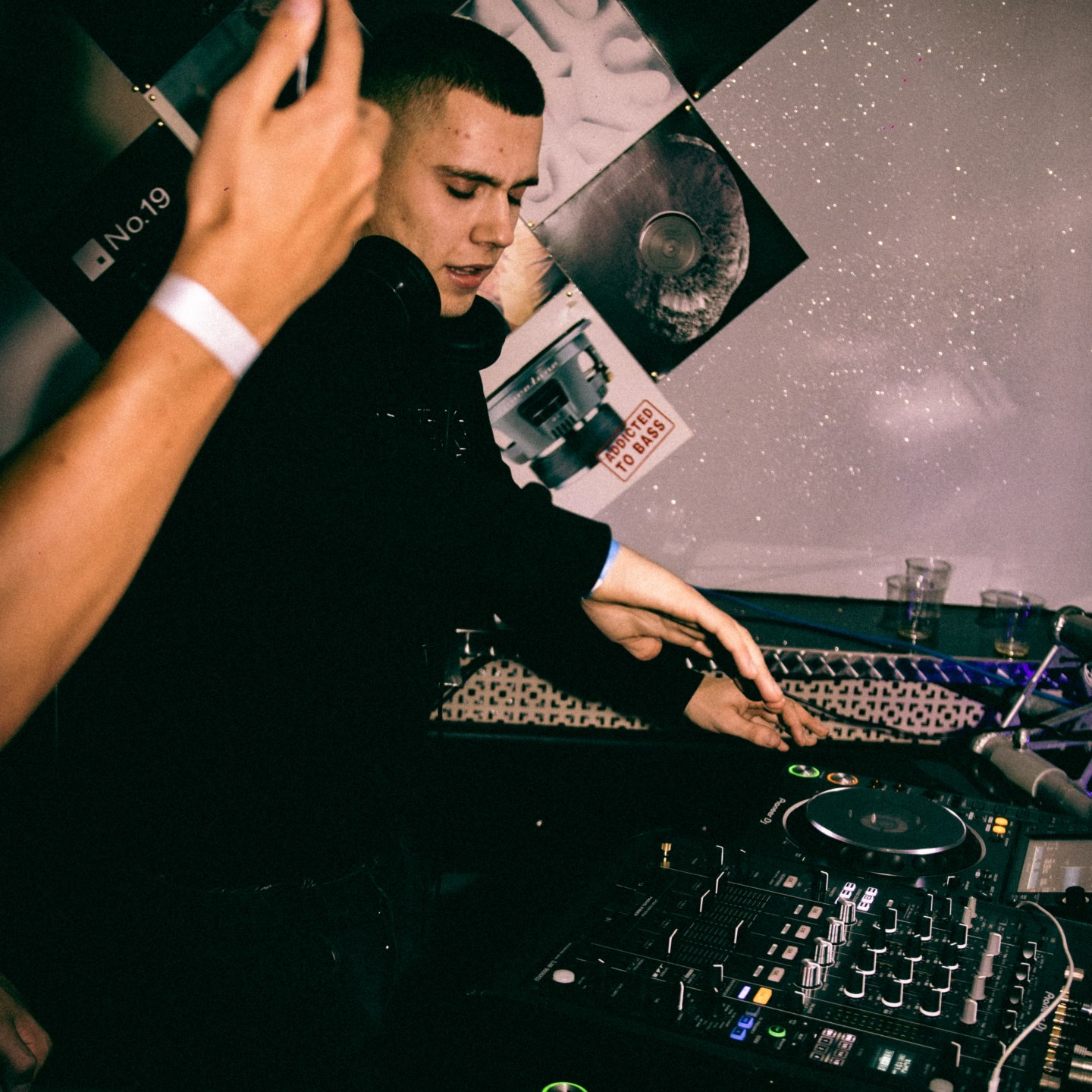 GLOVA. · Artist Profile