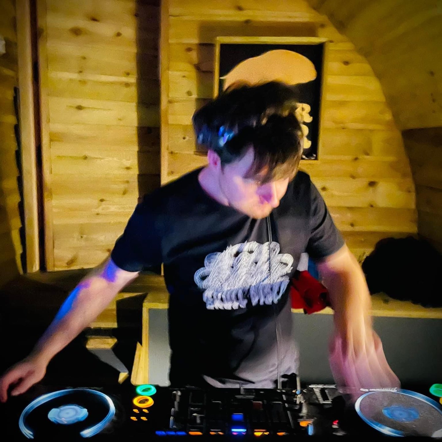 Graham Brand · Artist Profile