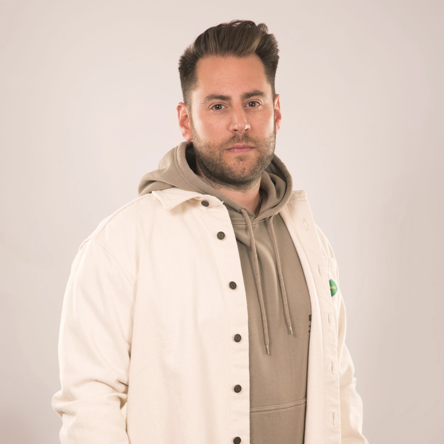 GUZ (1) · Artist Profile