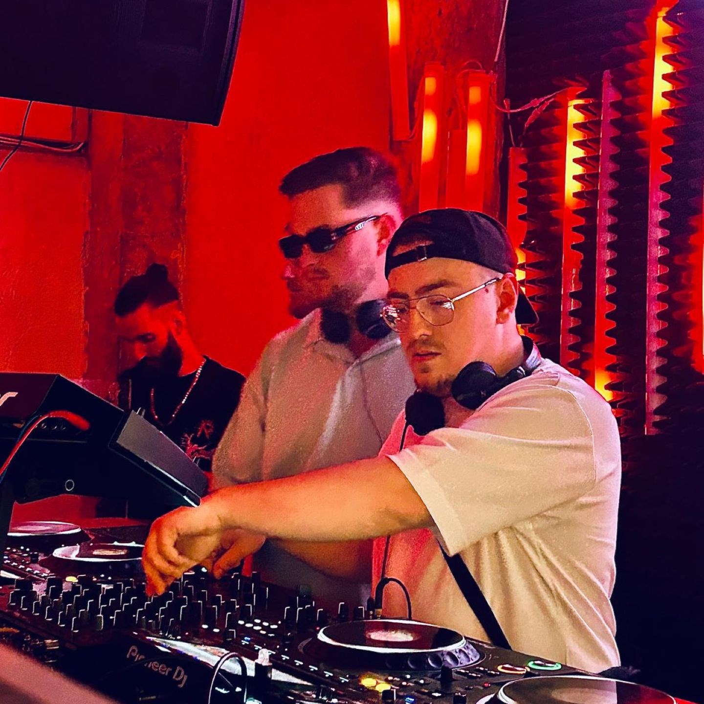 Harry Turner · Artist Profile