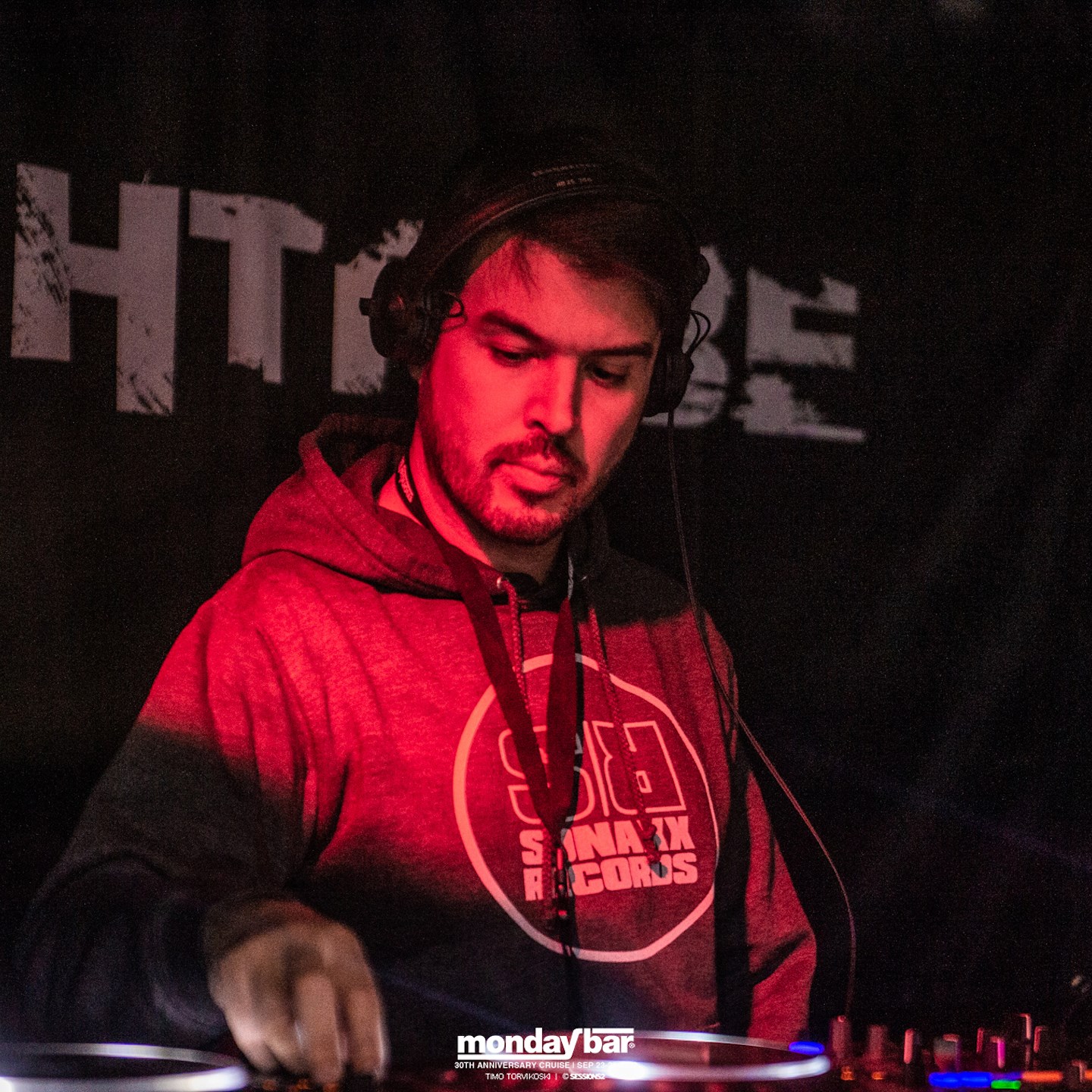 Hector Da Rosa · Artist Profile