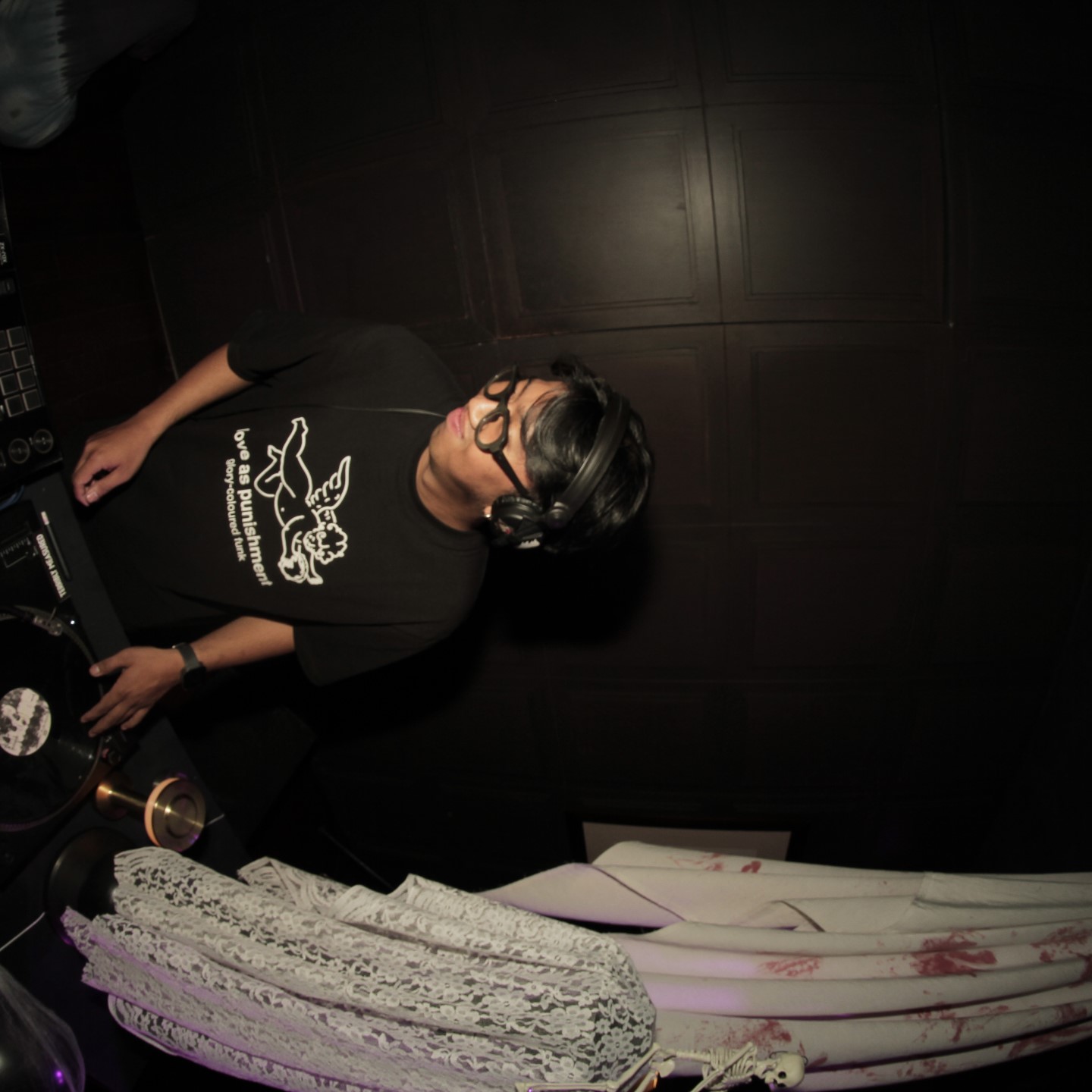 Hilmo · Artist Profile