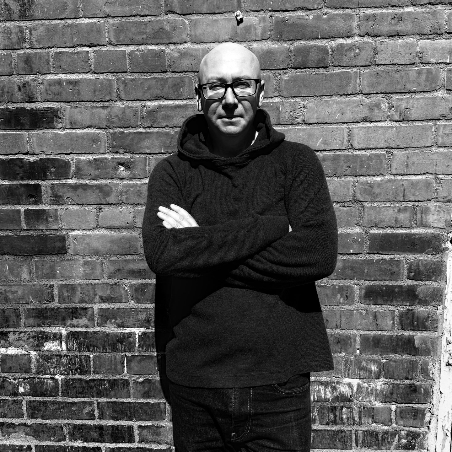 Ian Guthrie · Artist Profile