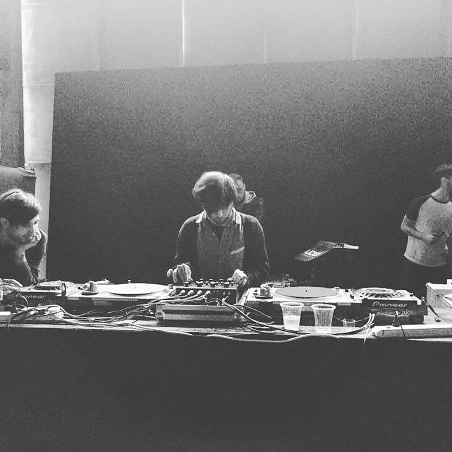 i:Diom · Artist Profile