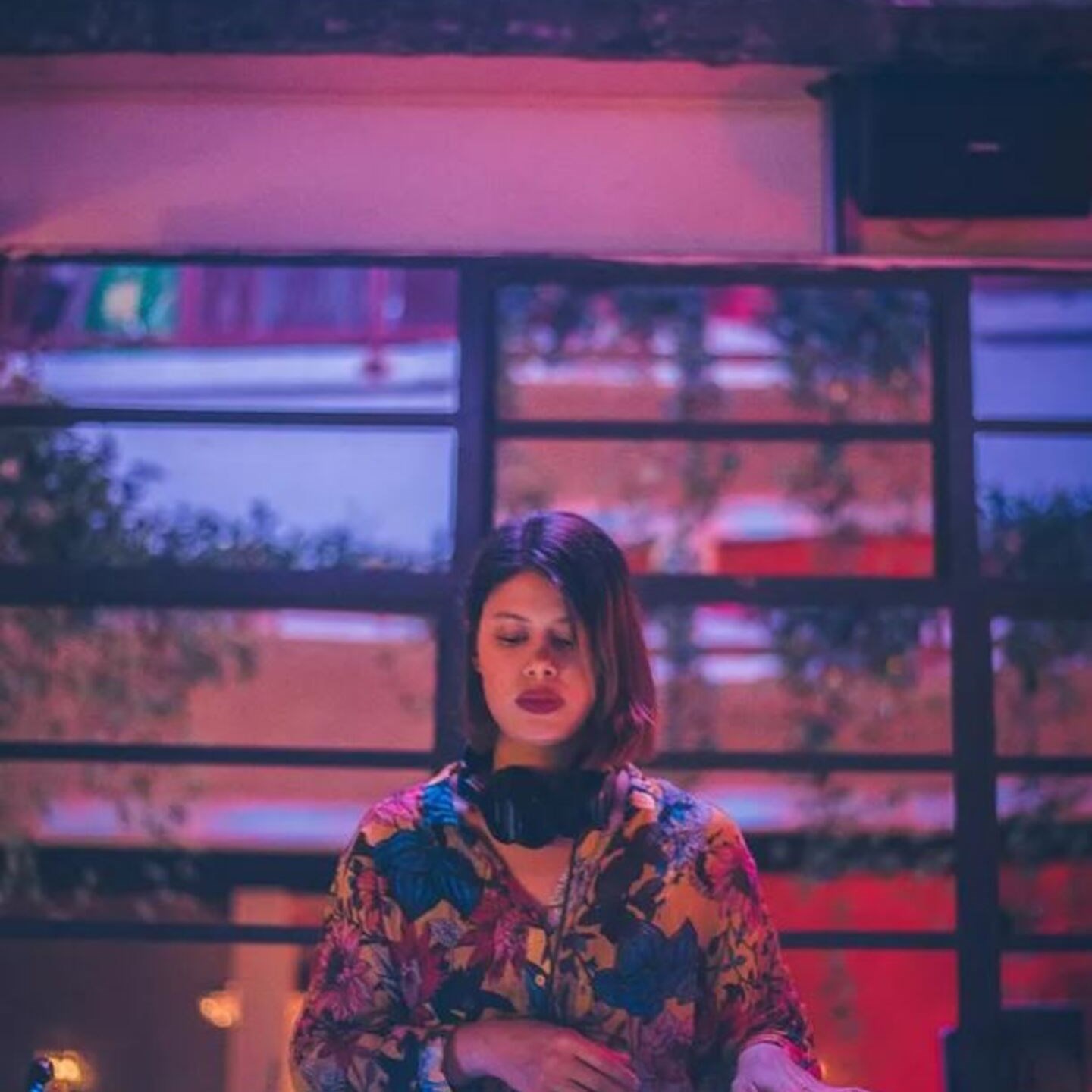 Isabella Isaza · Artist Profile
