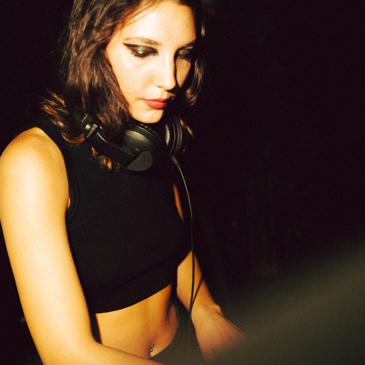 Isa Diamond · Artist Profile