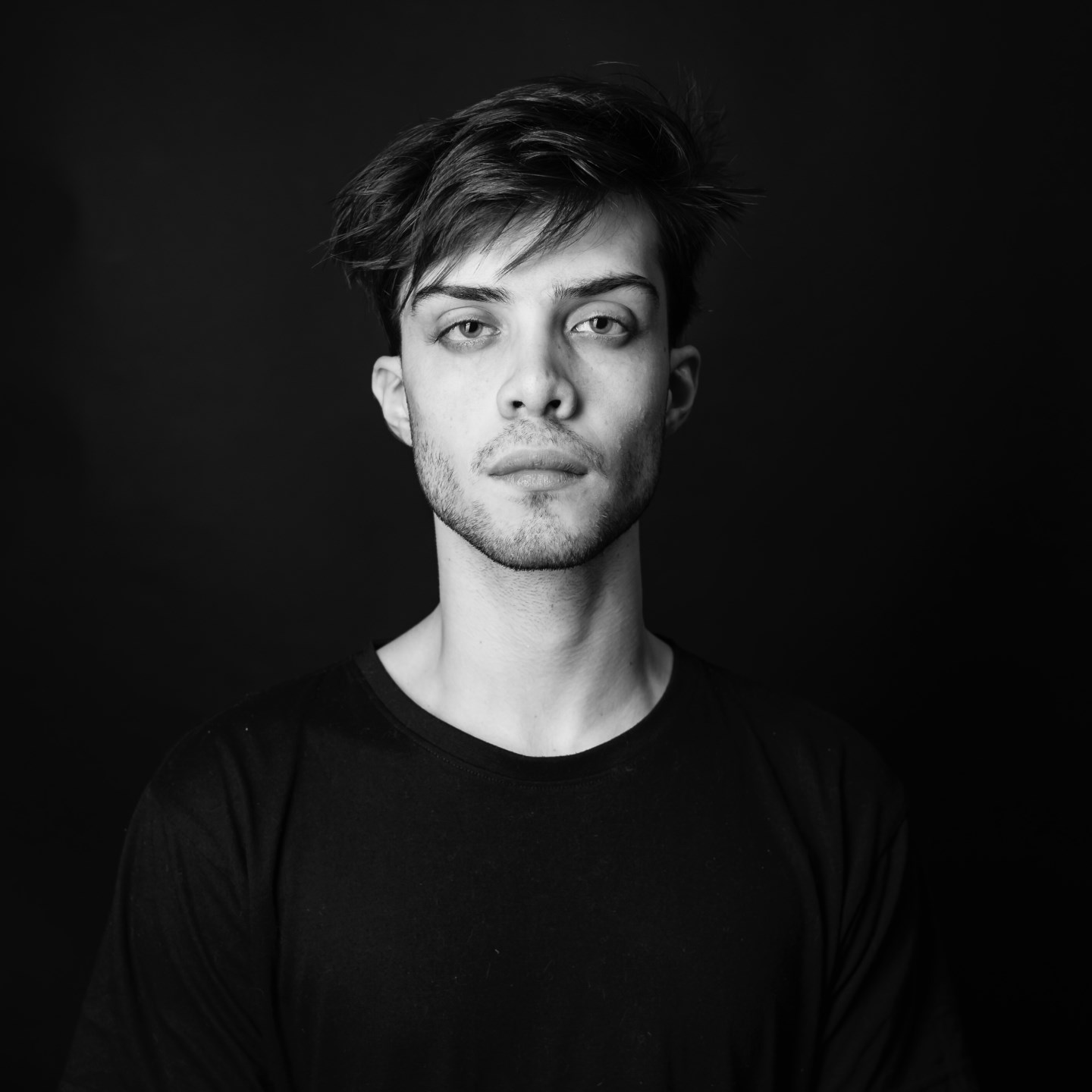 Ivan Aliaga · Artist Profile