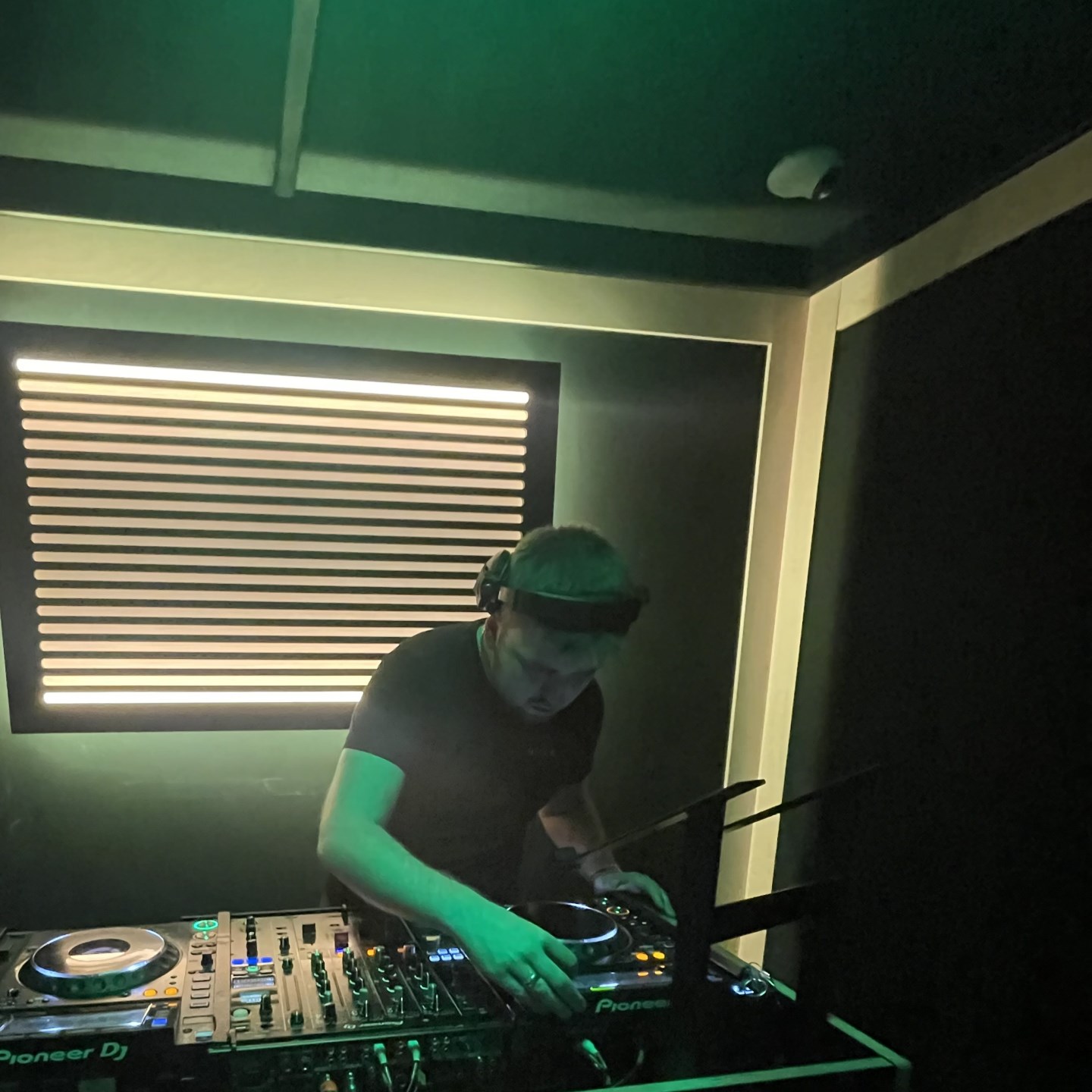 Jake Wright · Artist Profile