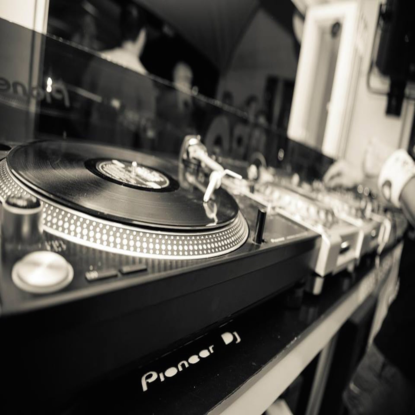 Jason Bye · Artist Profile